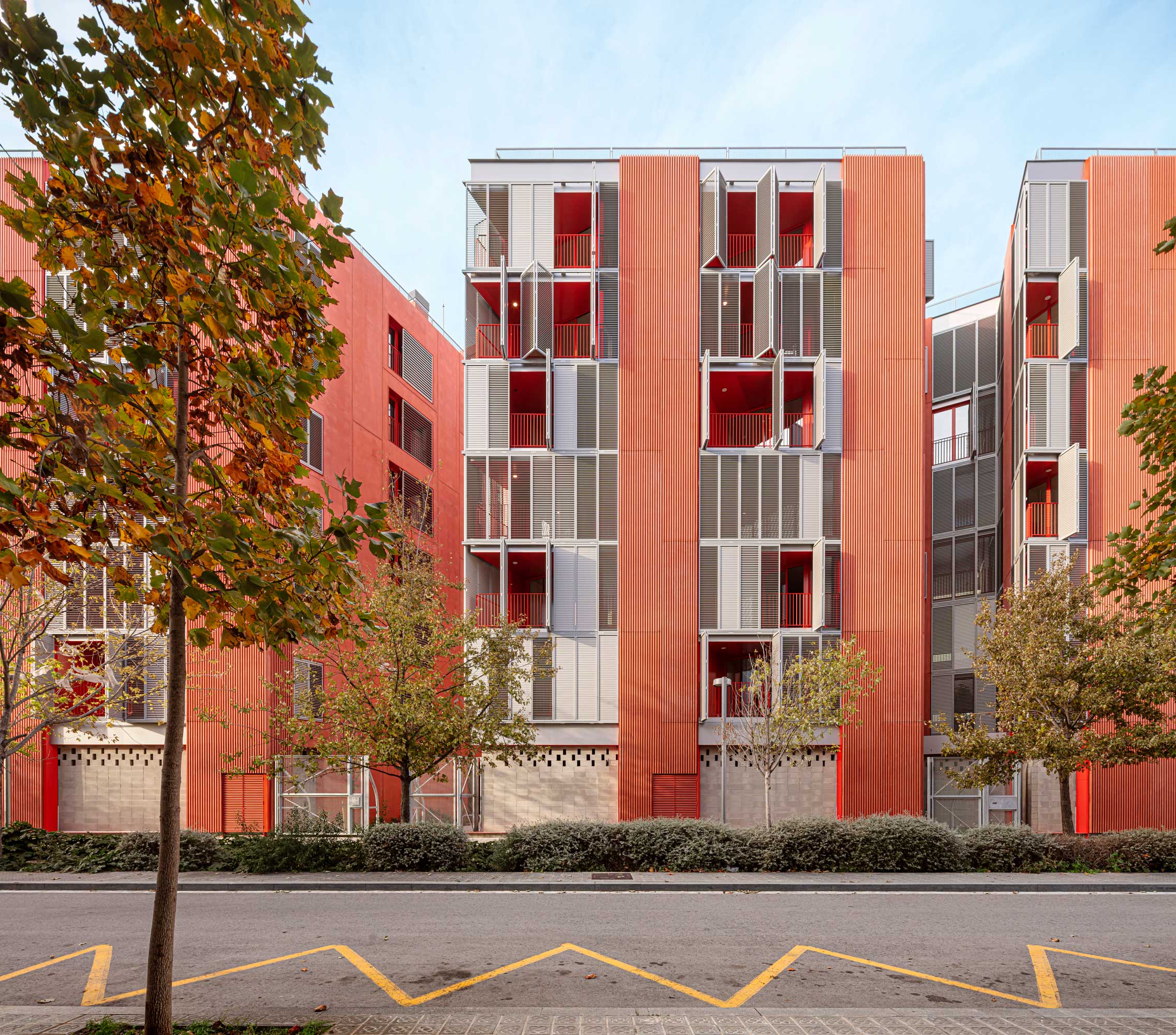 72 Social Housing Units at the Marina del Prat Vermell by MIAS ...