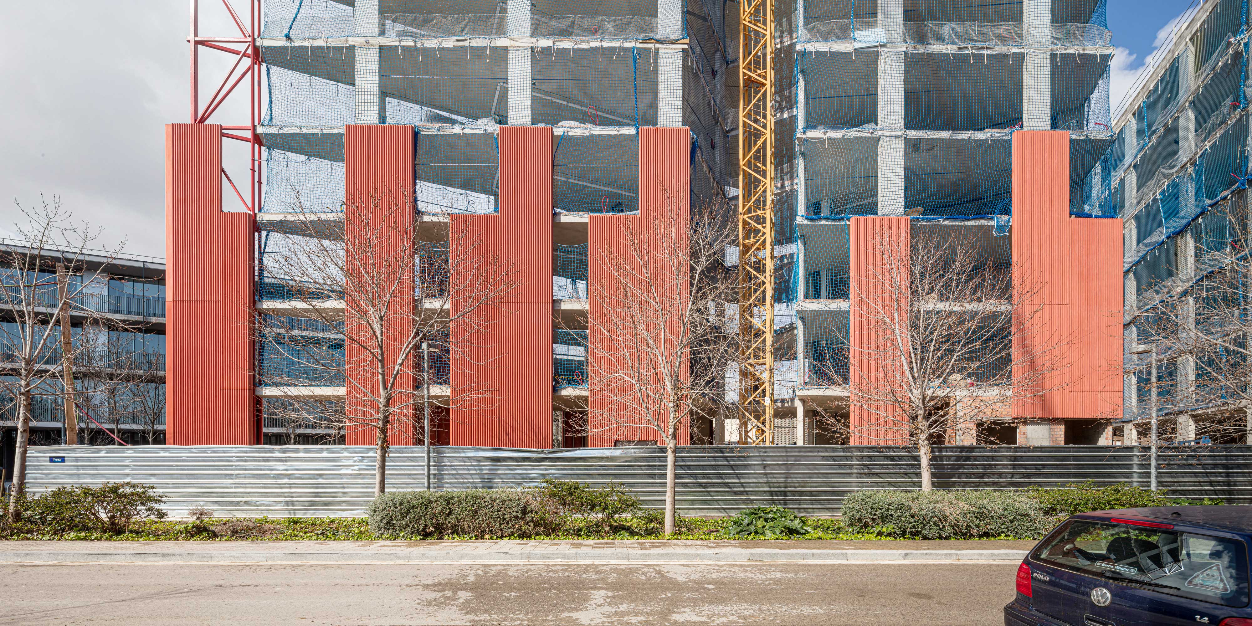 72 Social Housing Units at the Marina del Prat Vermell by MIAS ...