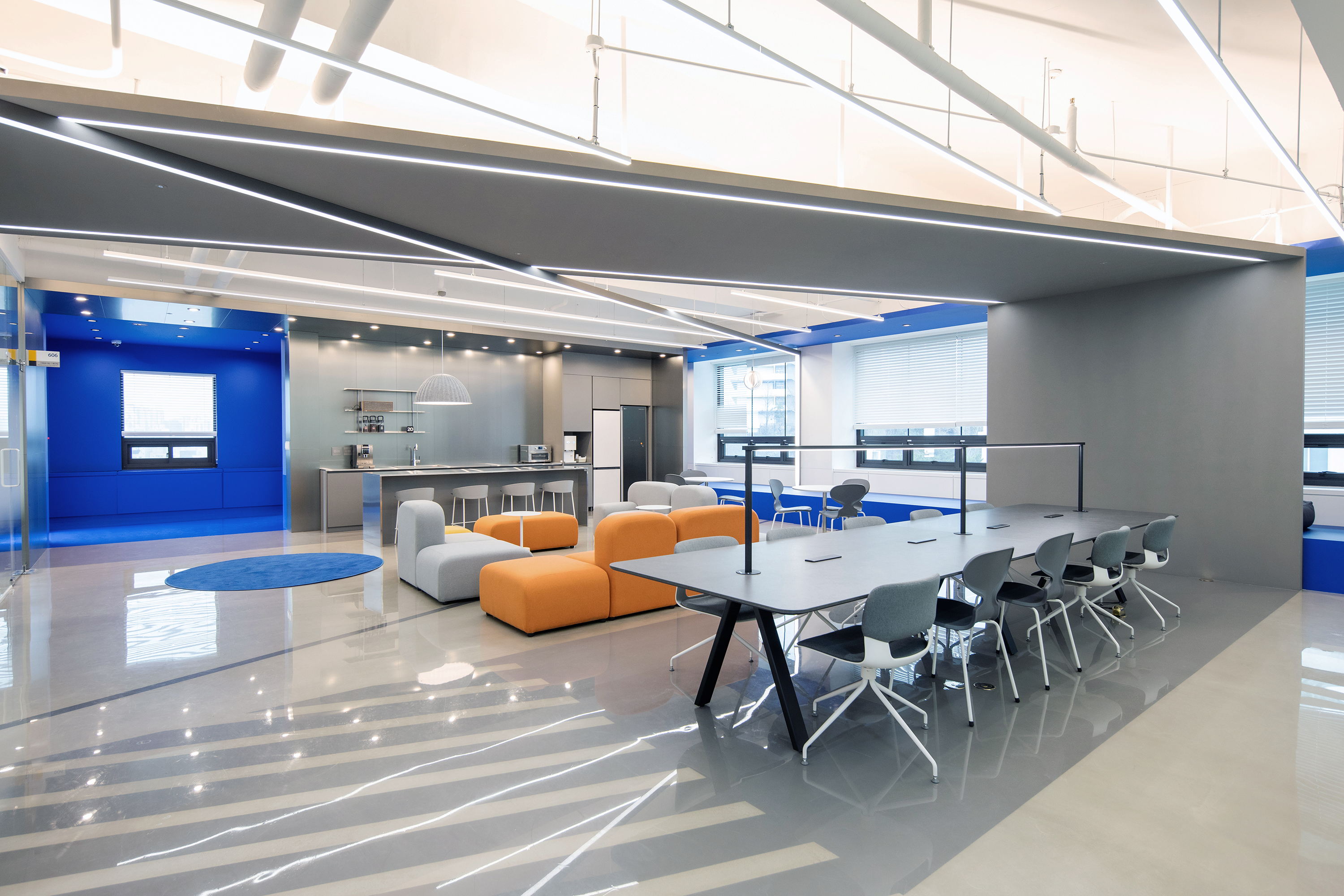 The HYU Lounge by G/O Architecture - Architizer