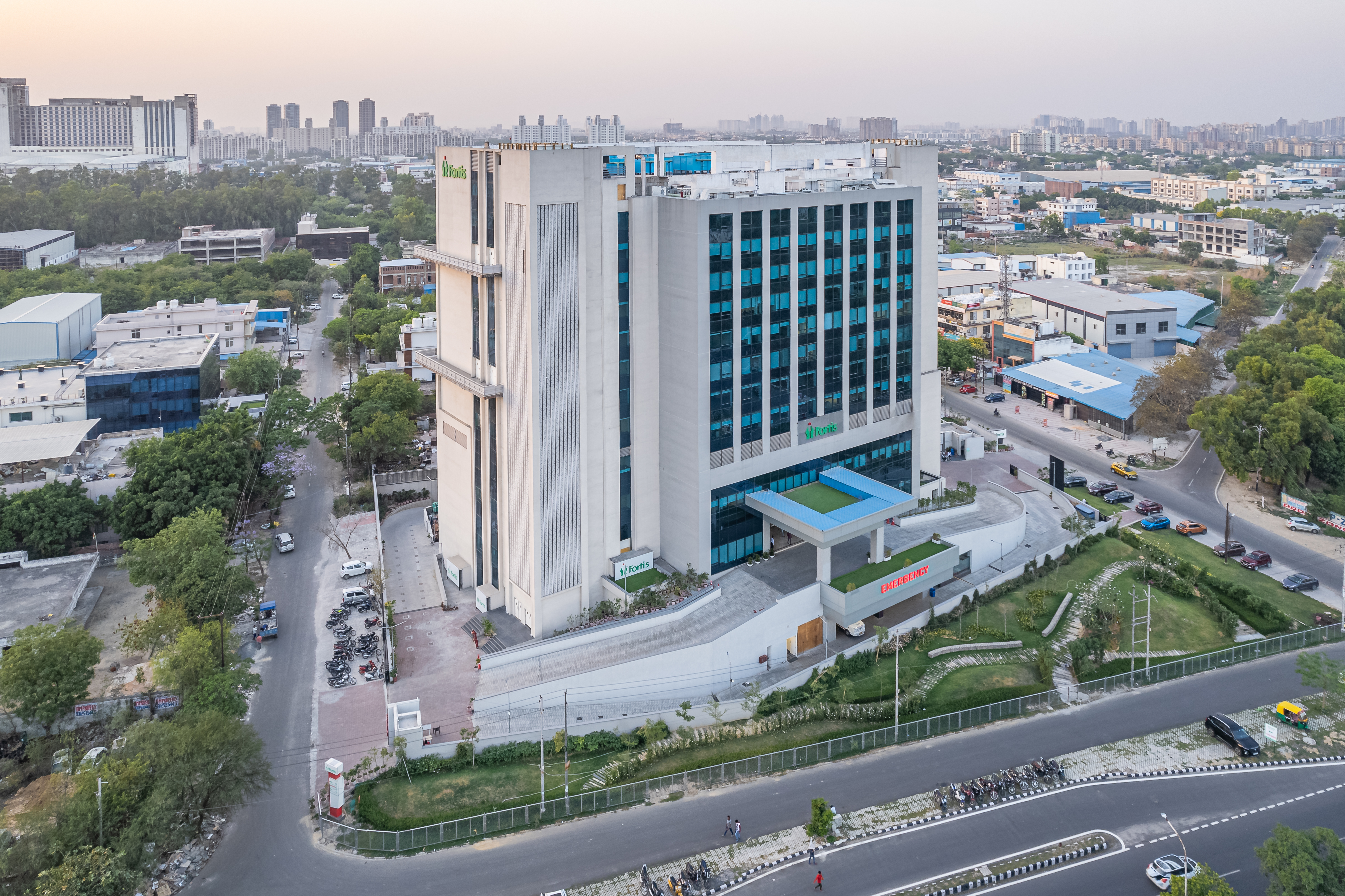 Fortis Hospital, Greater Noida by CDA Architects - Architizer