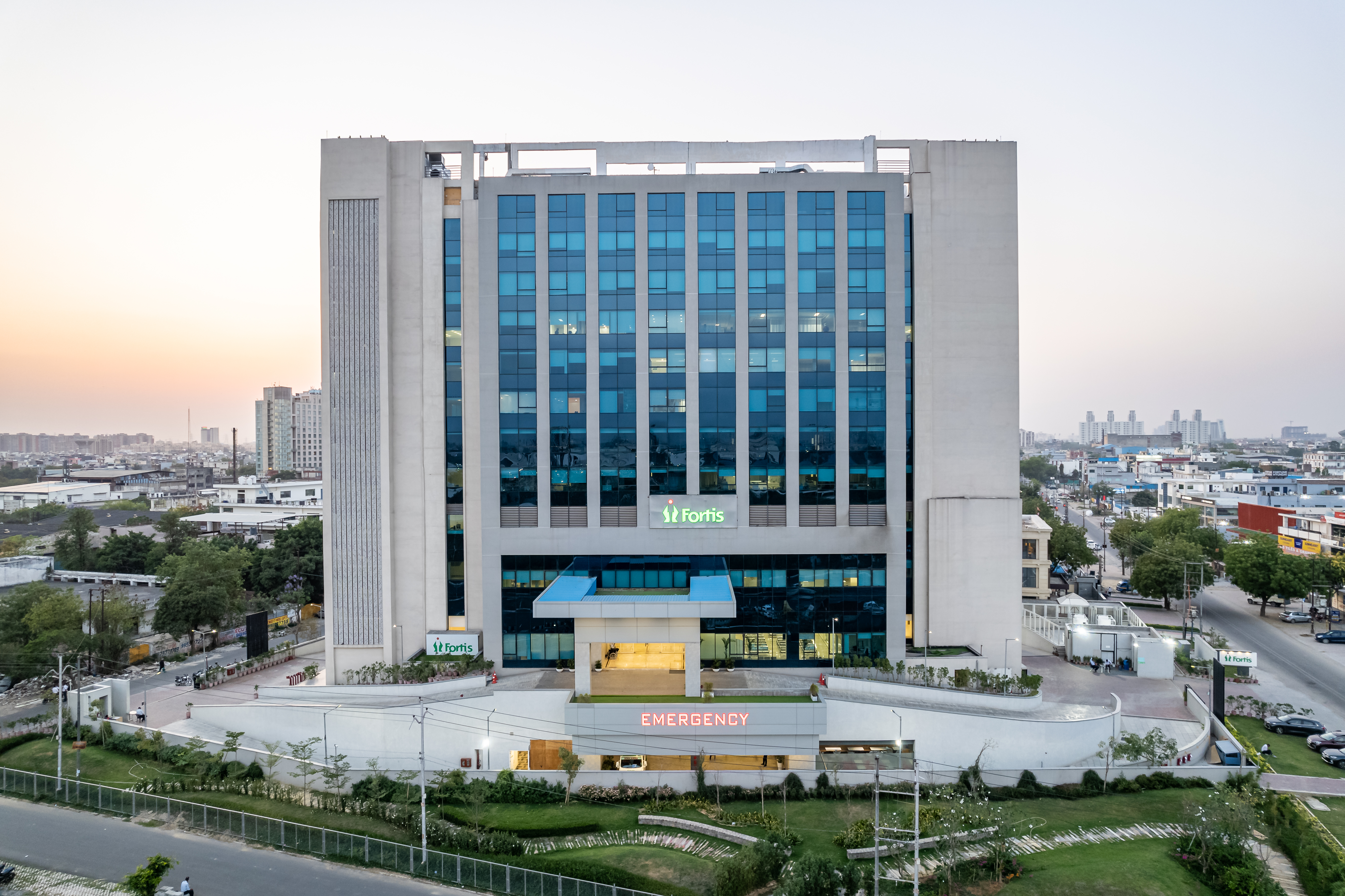 Fortis Hospital, Greater Noida by CDA Architects - Architizer
