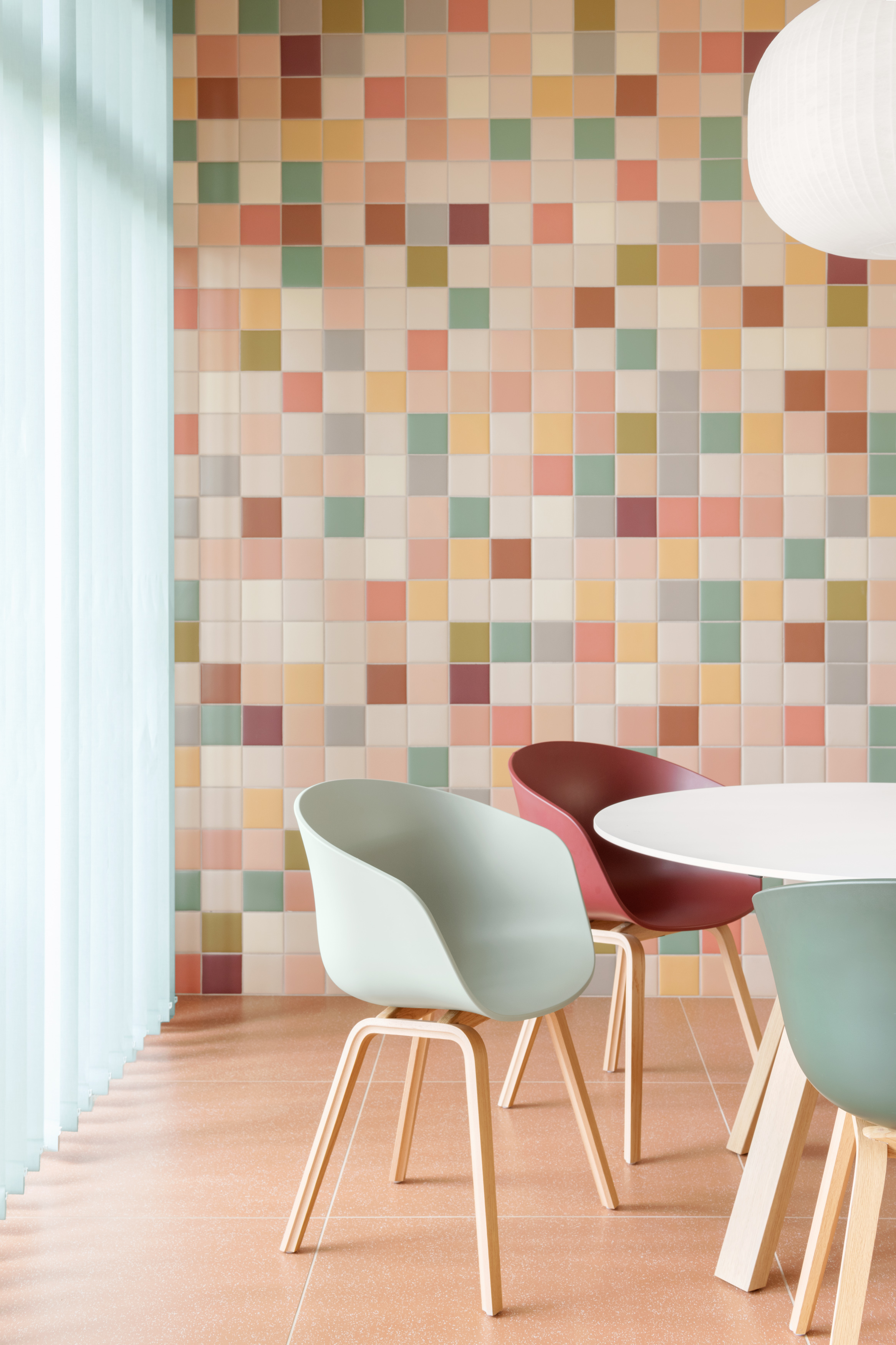 Company Canteen by DEFERRARI+MODESTI - Architizer