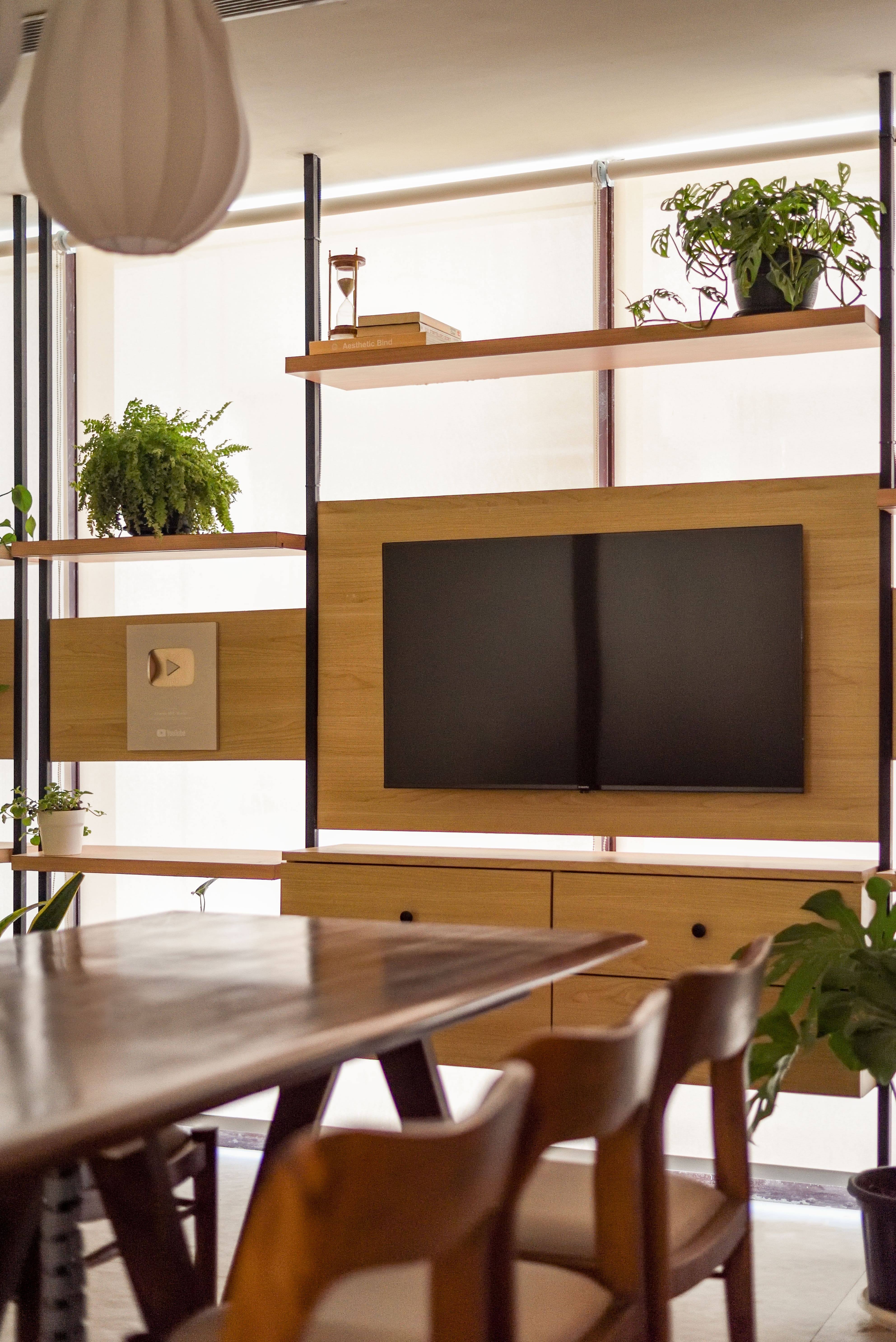 One Percent Club Office by Eight Degree Design House - Architizer