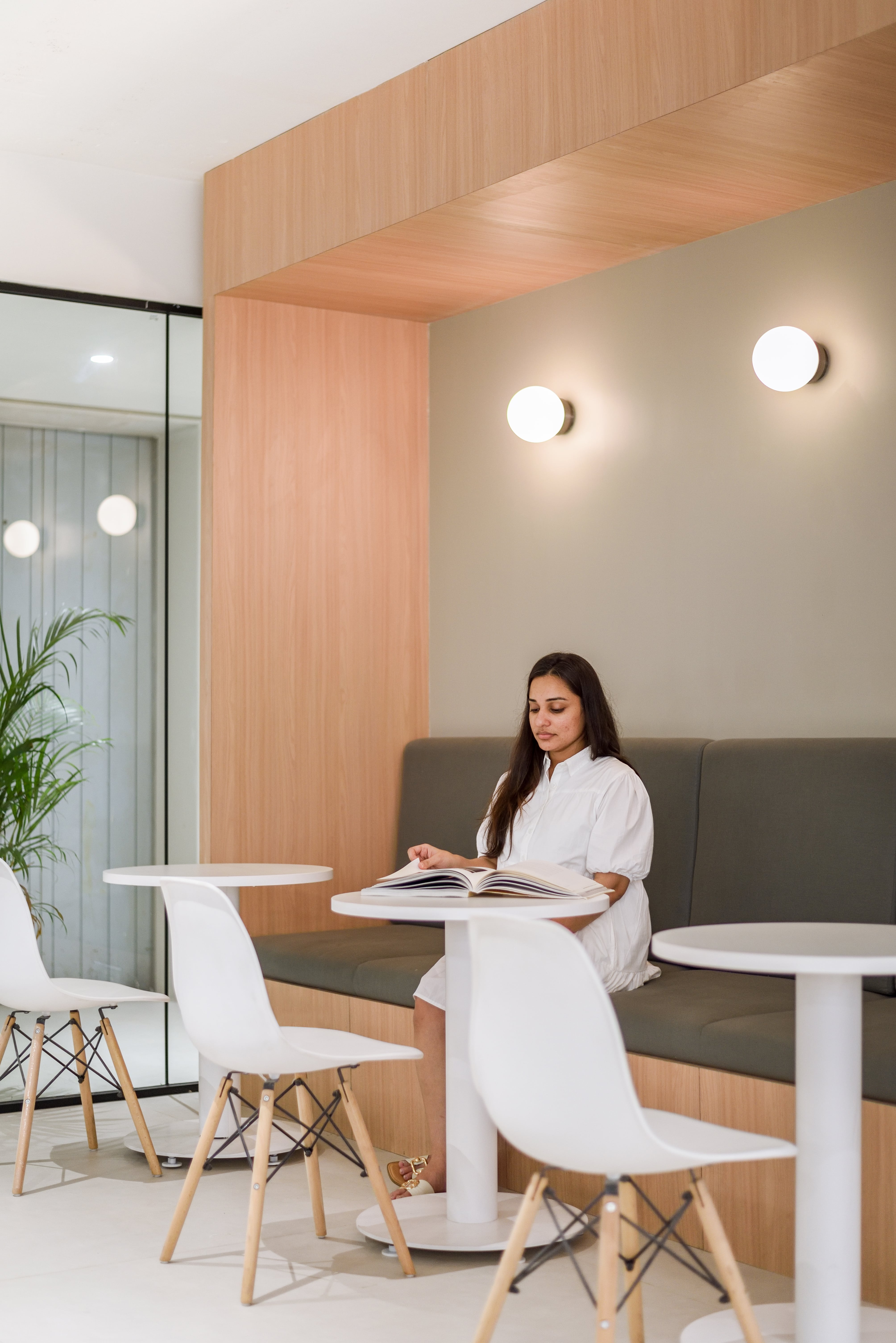 One Percent Club Office by Eight Degree Design House - Architizer