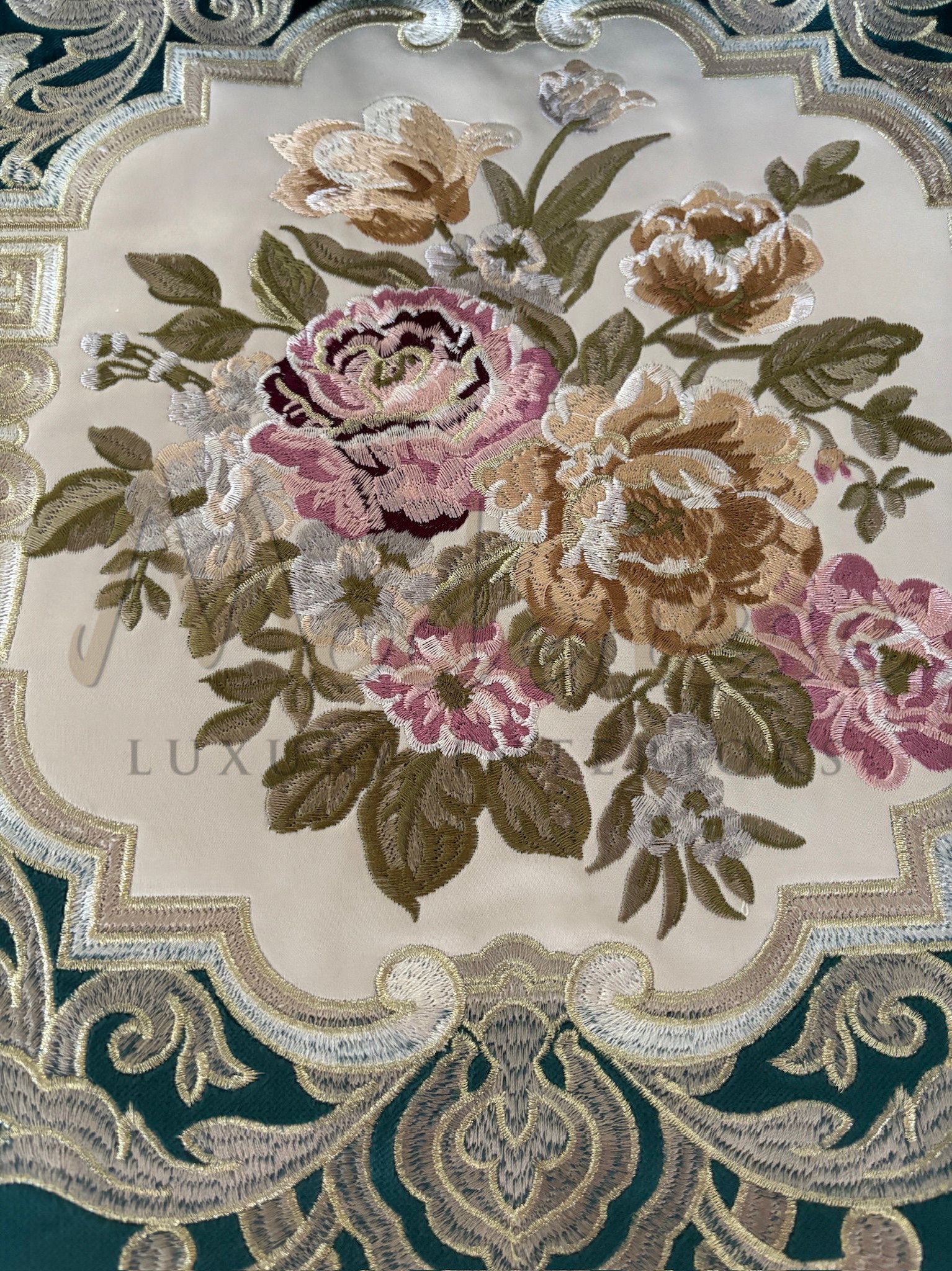 The Art of High-Quality Textiles by Modenese Luxury Interiors by ...