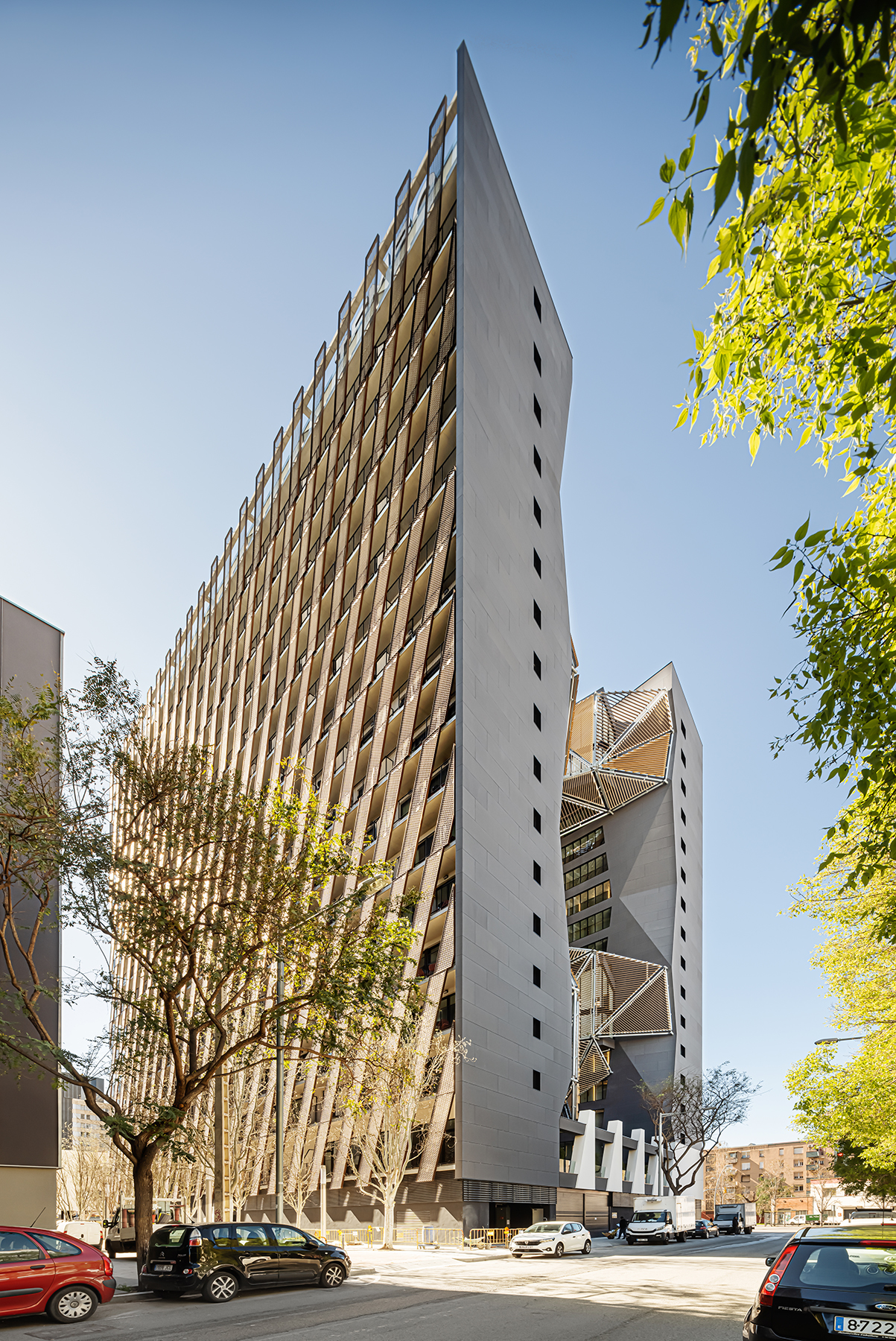 Tembo Suites Port Forum Barcelona by HYBRIDa / aZCON / D388 - Architizer