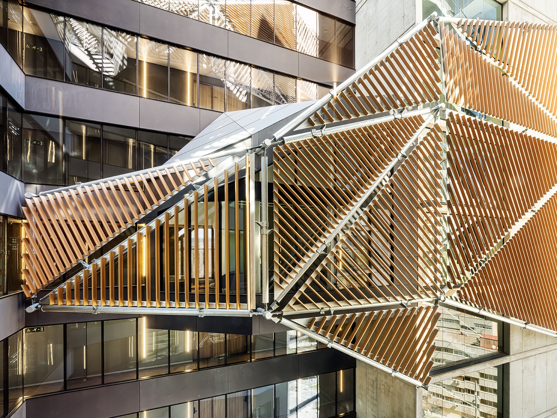 Tembo Suites Port Forum Barcelona by HYBRIDa / aZCON / D388 - Architizer