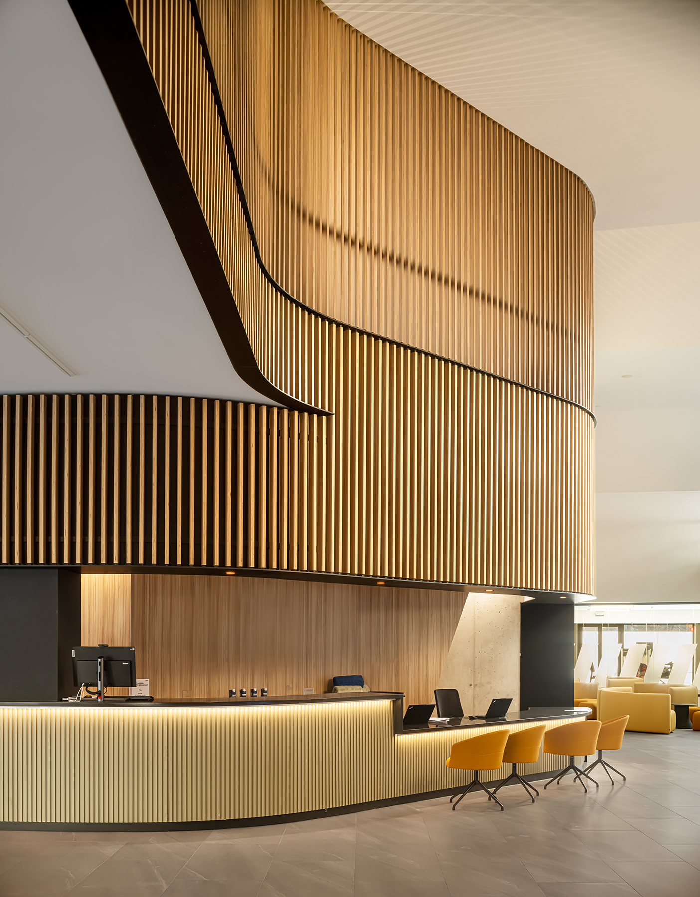 Idea 3968027: Tembo Suites Port Forum Barcelona by HYBRIDa / aZCON ...