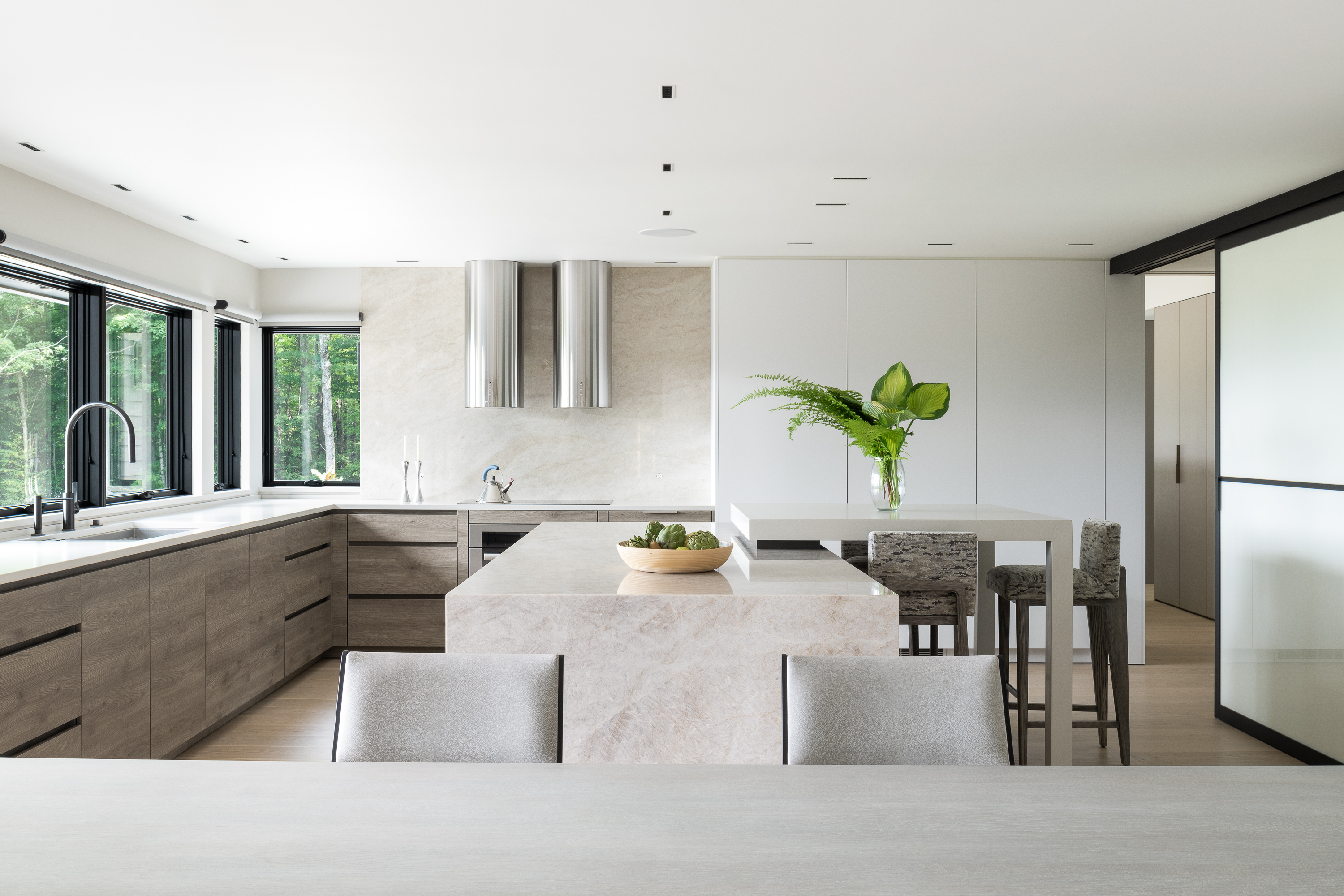 Cottage in Stowe by ARCHITEM Wolff Shapiro Kuskowski architectes ...