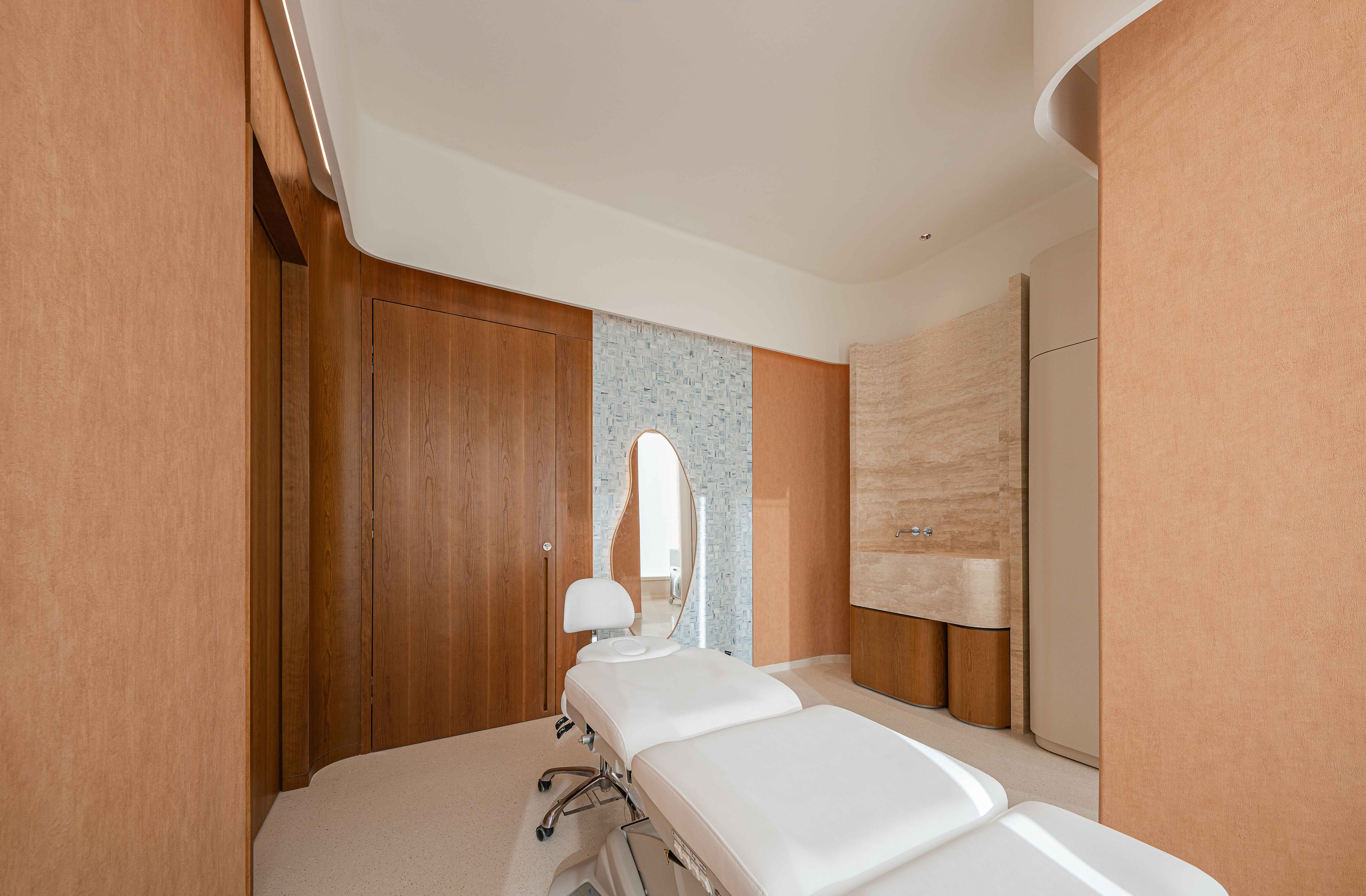 Interior Design for Dynámed Dynamic Medical by Atelier Pacific - Architizer