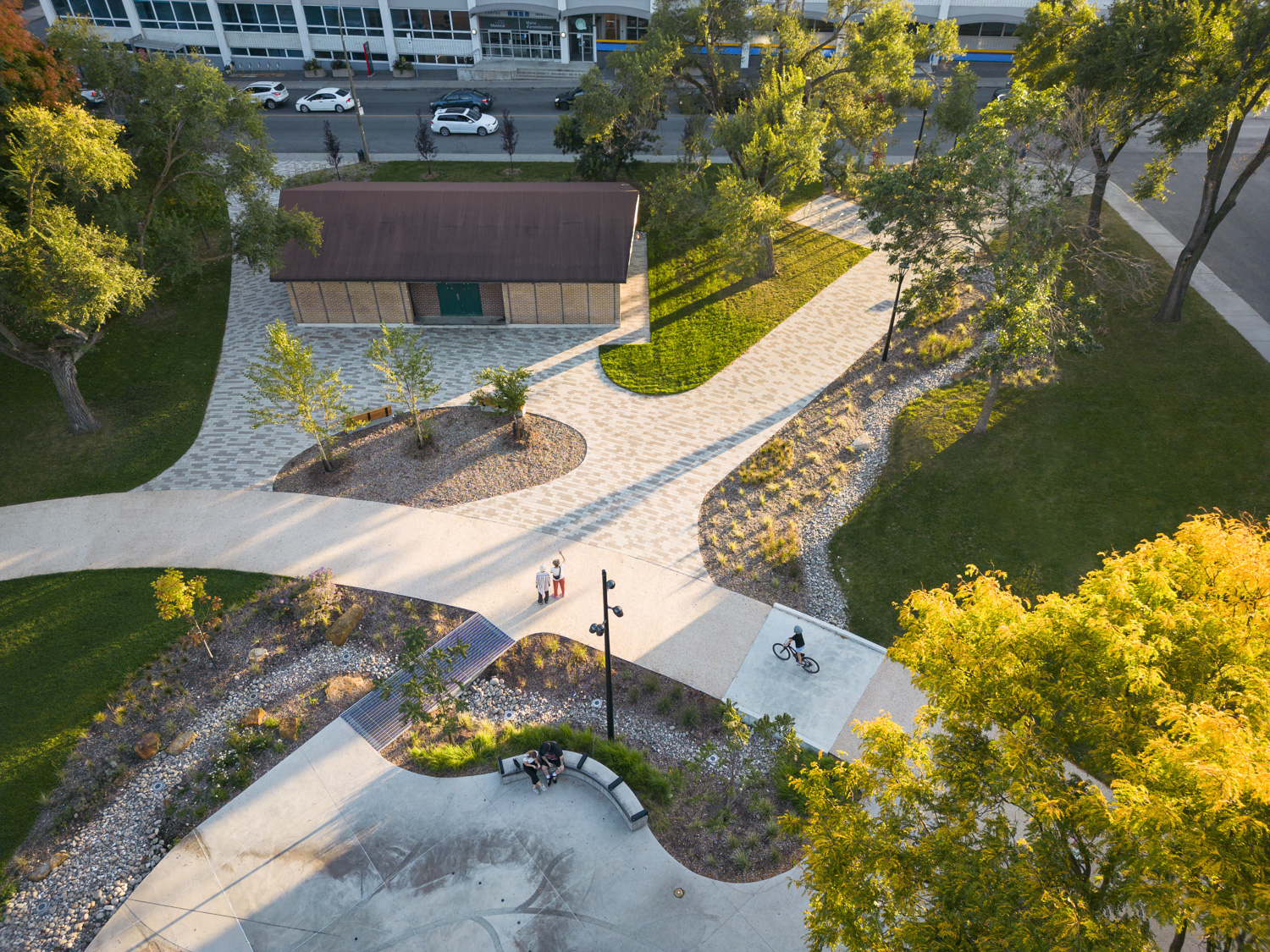 Idea 3970952: Rosemont Park — The Urban Oasis by Projet Paysage in ...