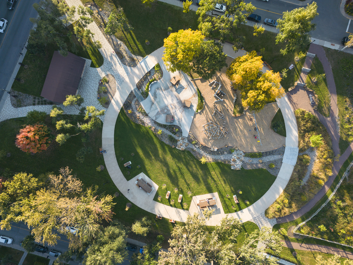 Idea 3970954: Rosemont Park — The Urban Oasis by Projet Paysage in ...