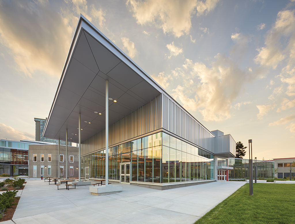 Newnham Campus Food Hall, Seneca Polytechnic by Taylor Smyth Architects ...