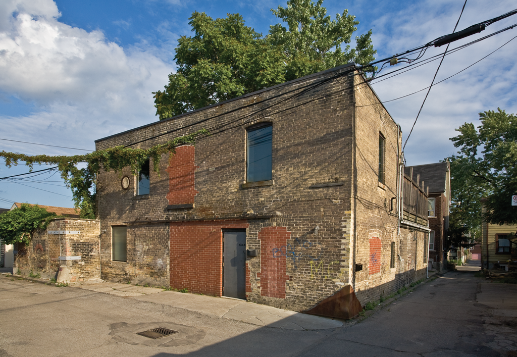 Armstrong Avenue by Taylor Smyth Architects - Architizer