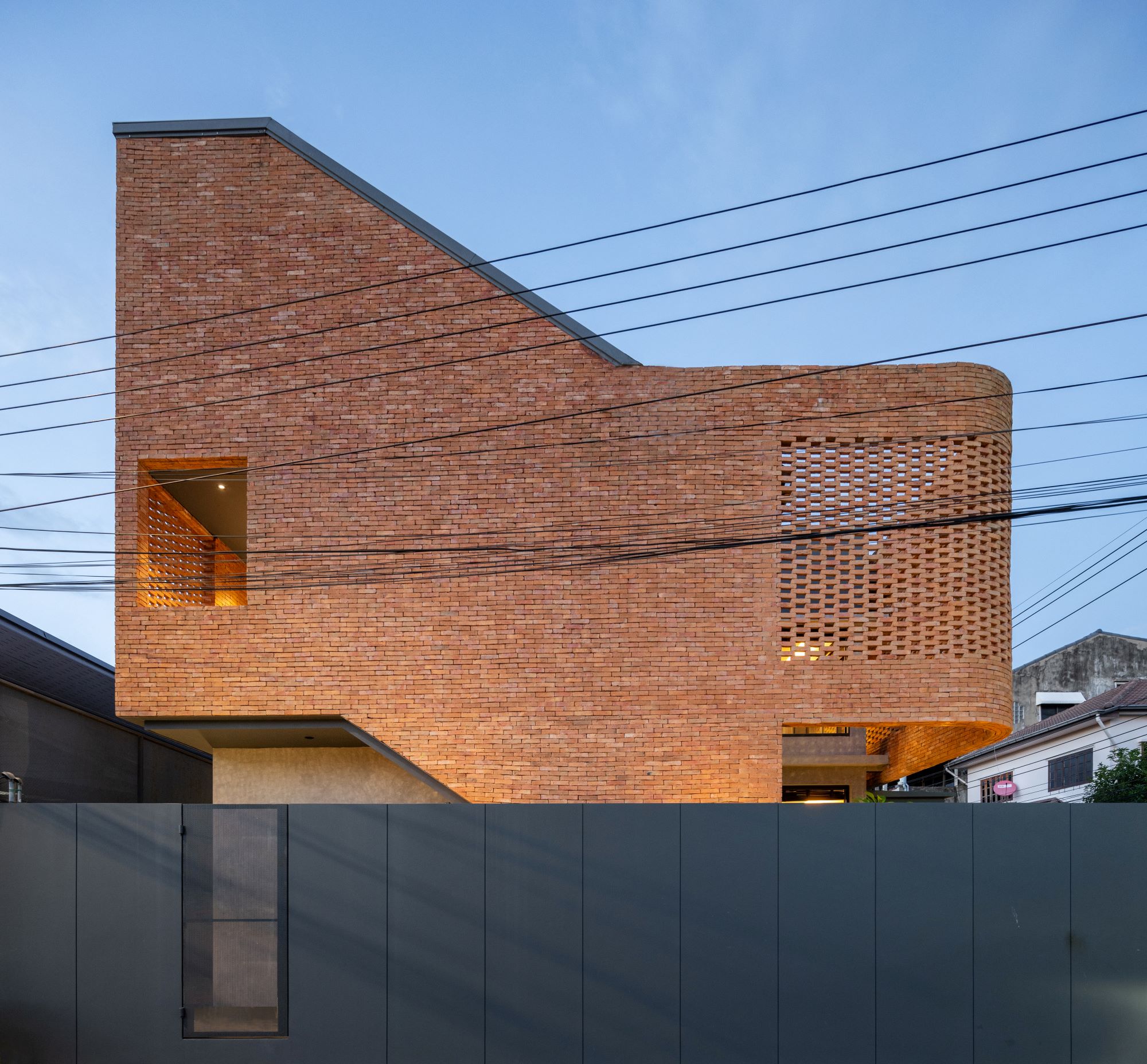 MYJ House by BodinChapa Architects - Architizer