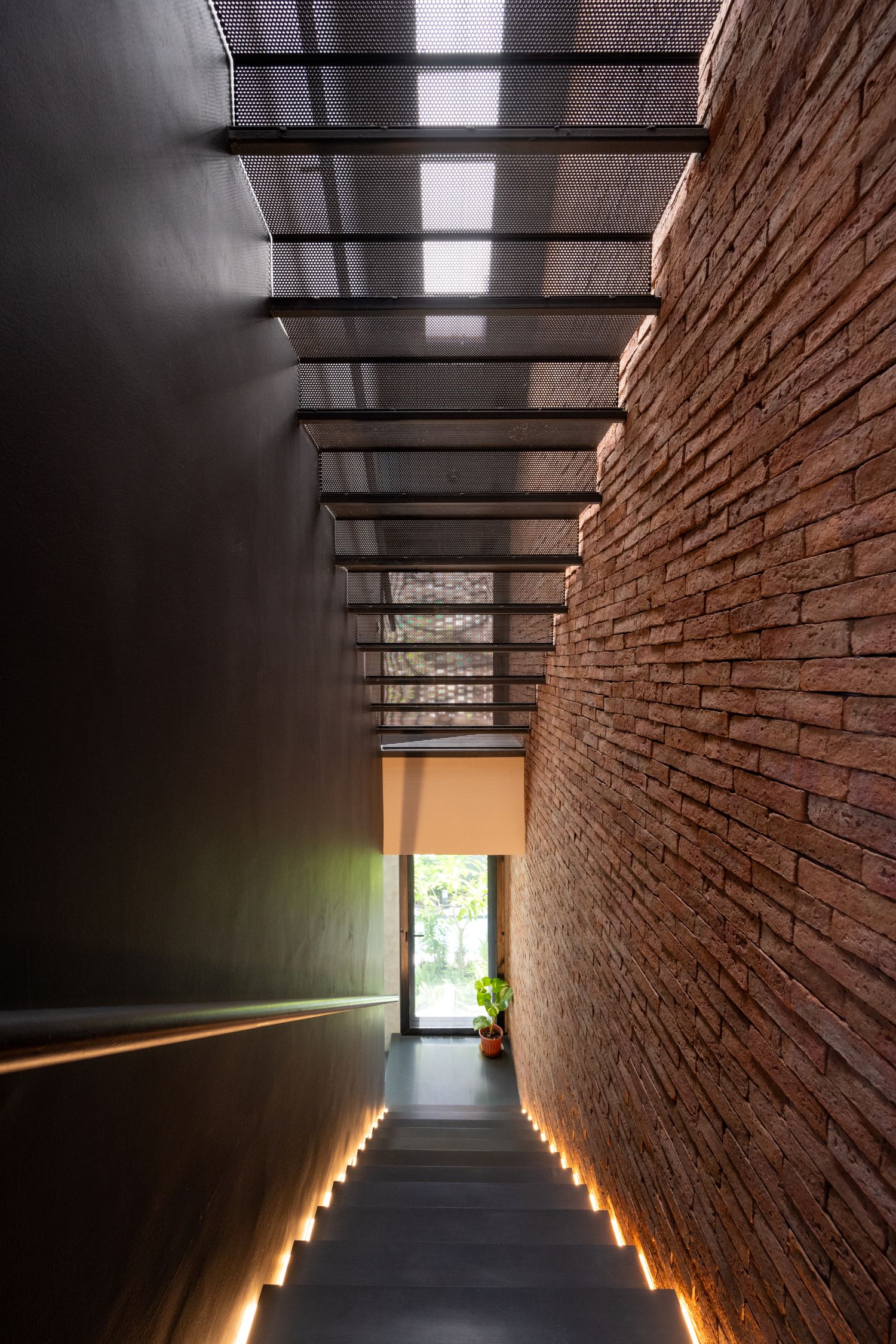MYJ House by BodinChapa Architects - Architizer