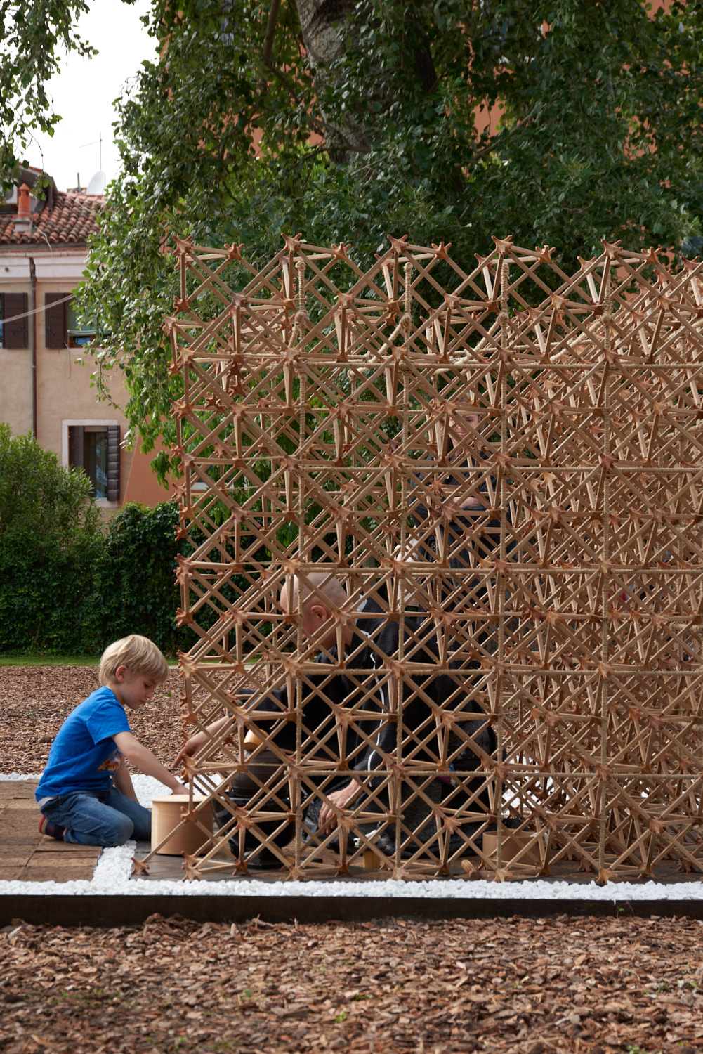 World Food Waste Tea House: #001 Veneti-an by Mitsubishi Jisho Design ...