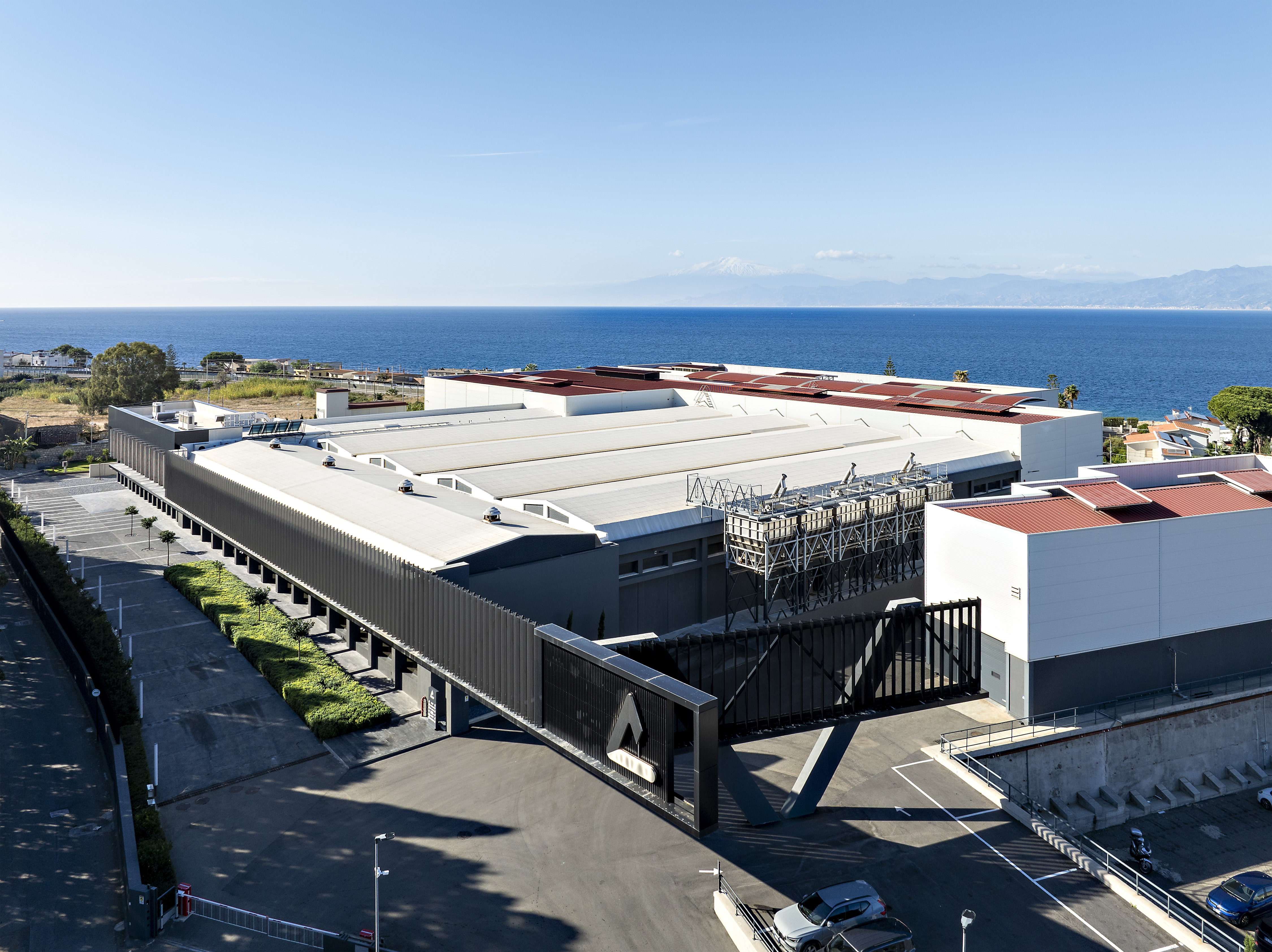 Capua 1880 Headquarters and Production Complex by GEZA Architettura ...