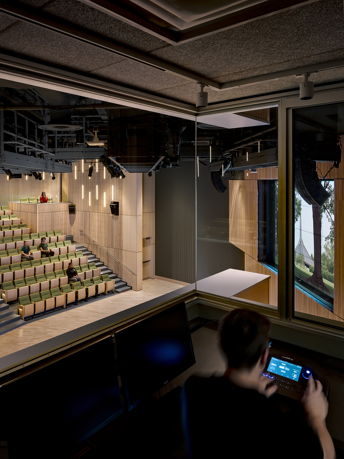 Duane L Jones Recital Hall, SUNY Old Westbury by Think! Architecture ...