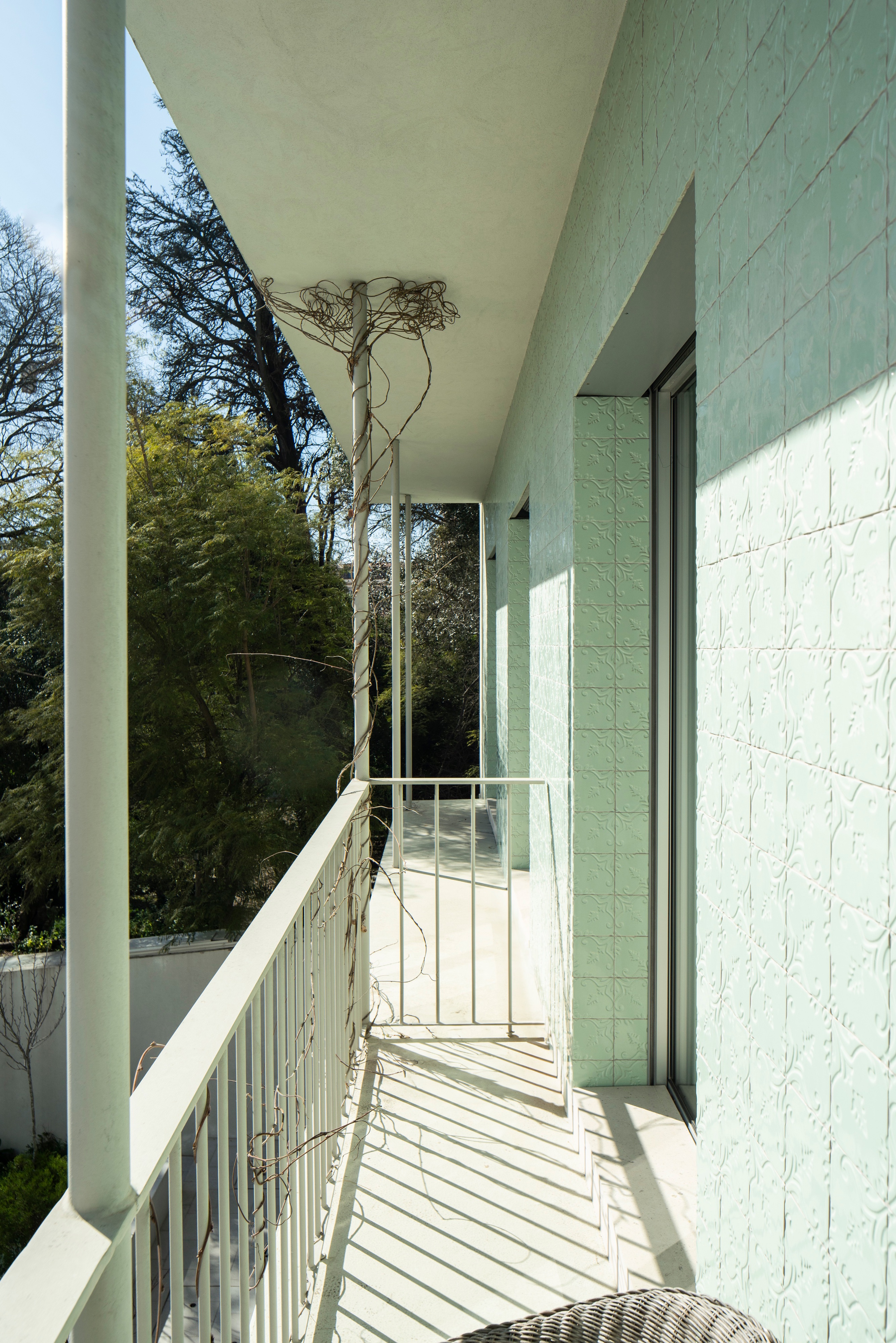 House No. 11 – Santa Isabel by Camarim - Architizer