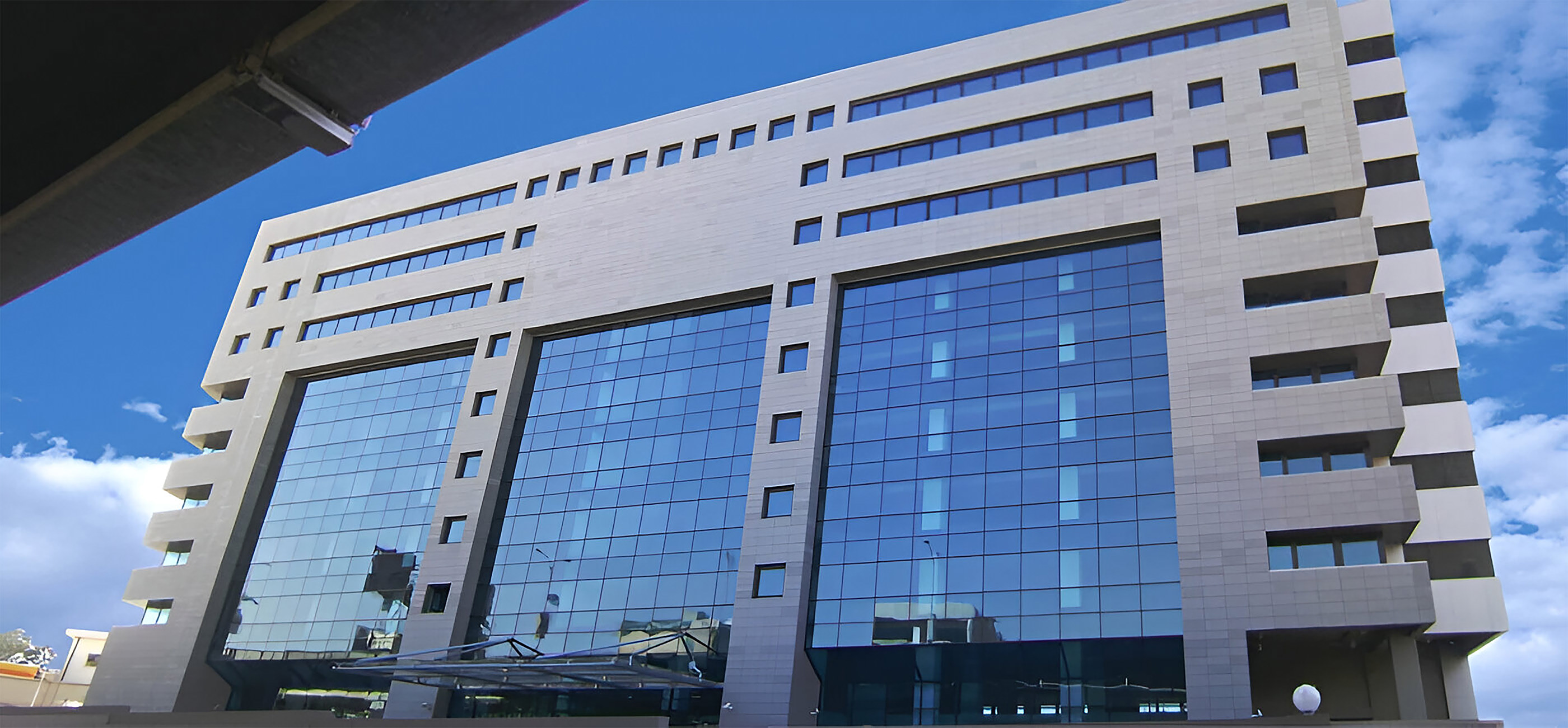 Bahria Complex IV, Karachi. Commercial & Mixed Use - Pakistan by COOOP ...