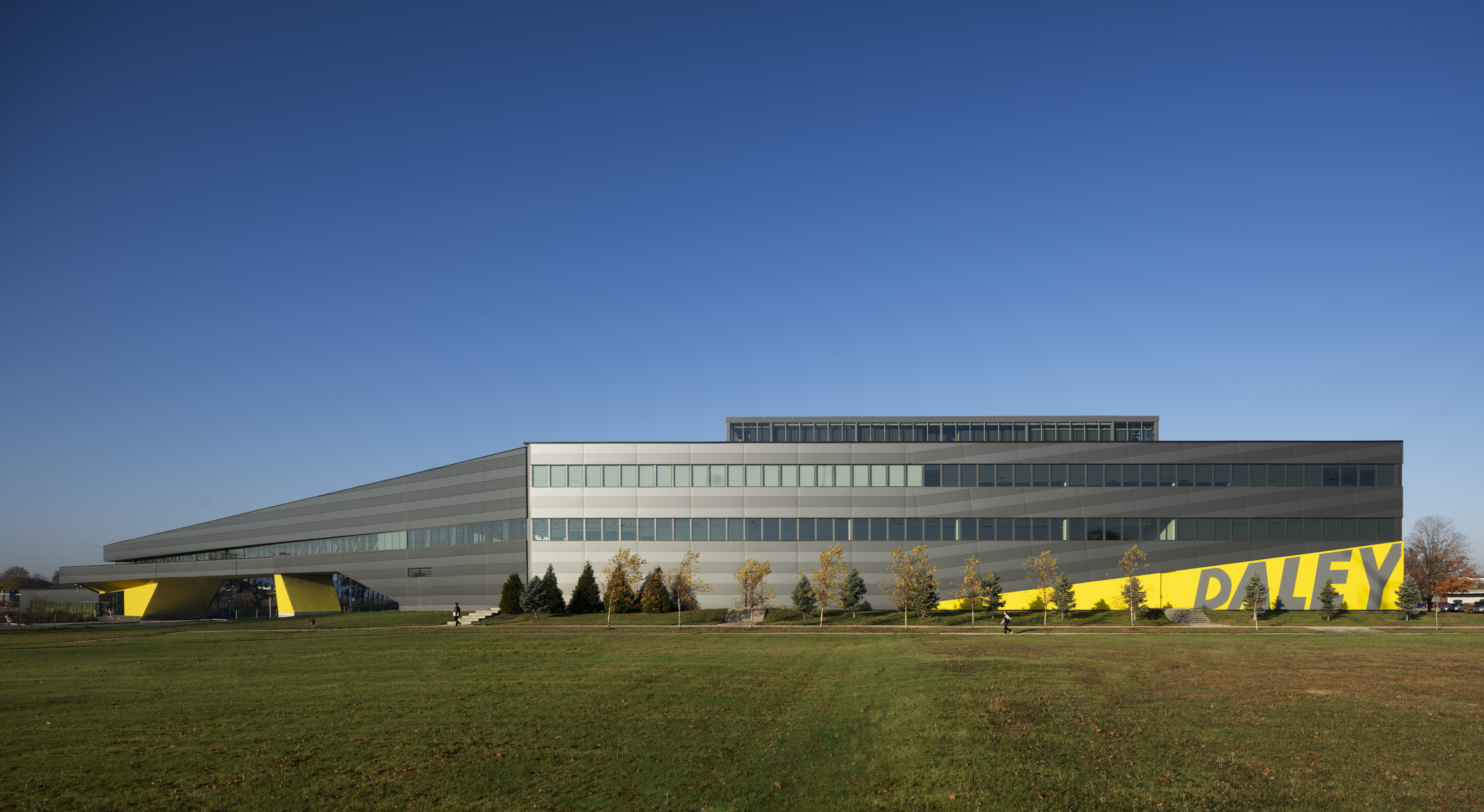 Richard J. Daley College Campus by JGMA - Architizer