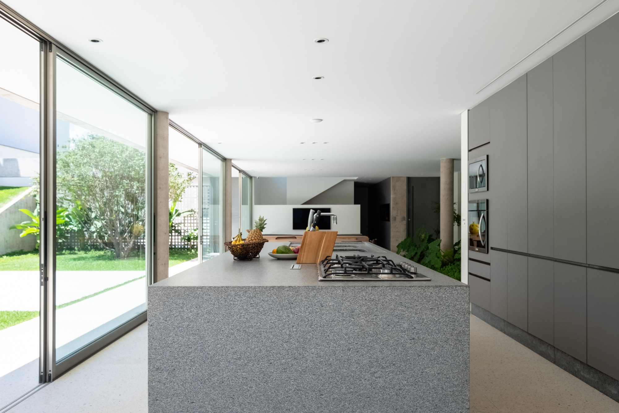 Petry House by Estúdio MRGB - Architizer