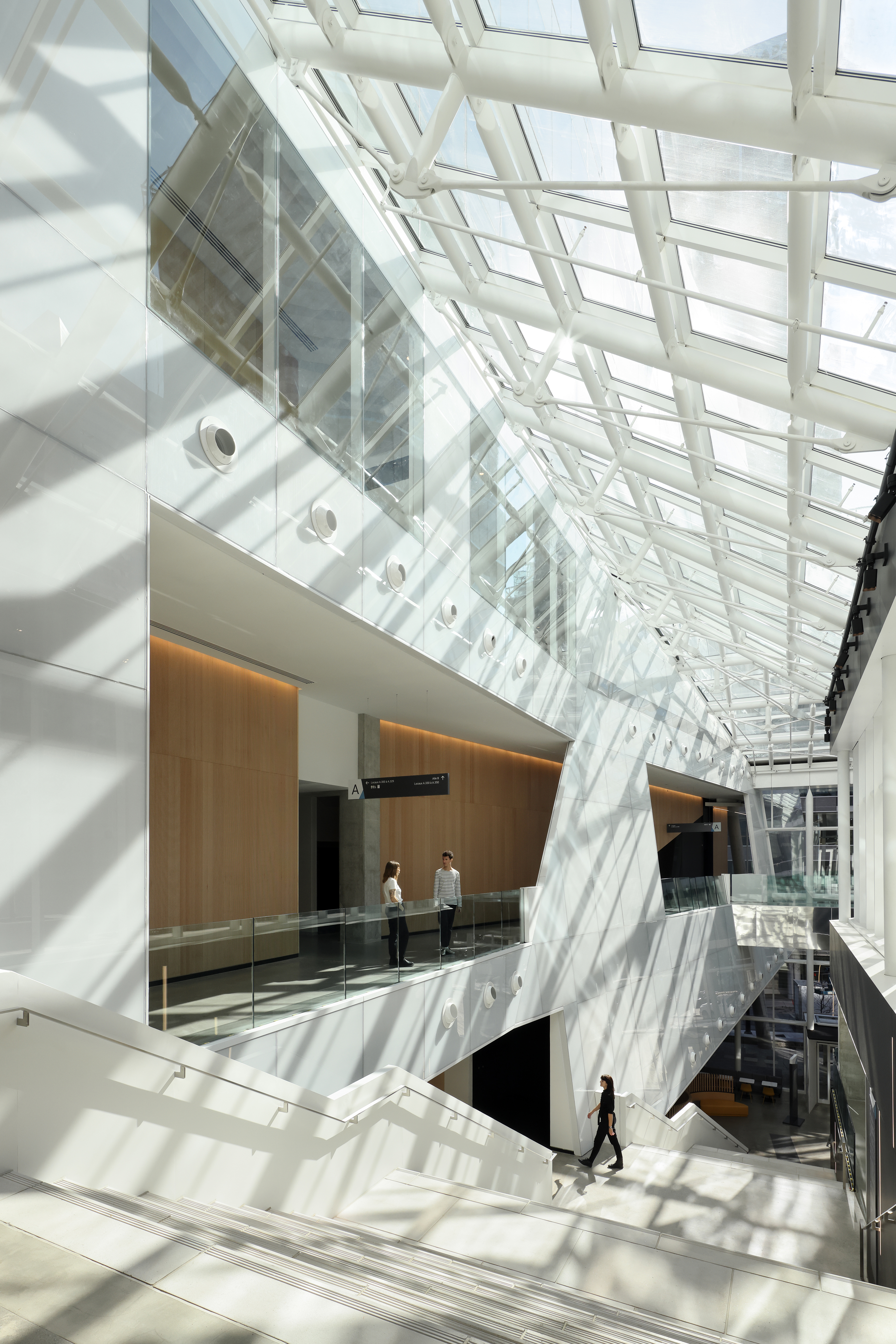Hélène Desmarais Building – HEC Montréal by Provencher_Roy - Architizer