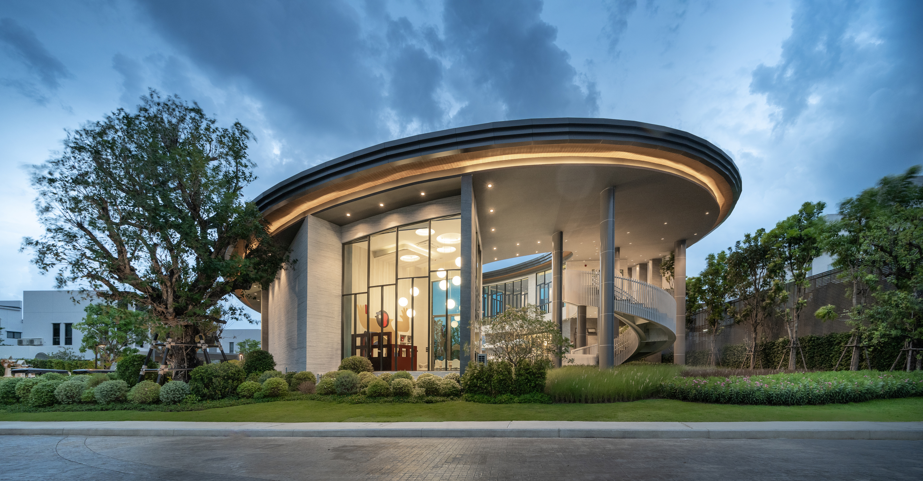 The Elliptic Curve by AplusCon Architects - Architizer