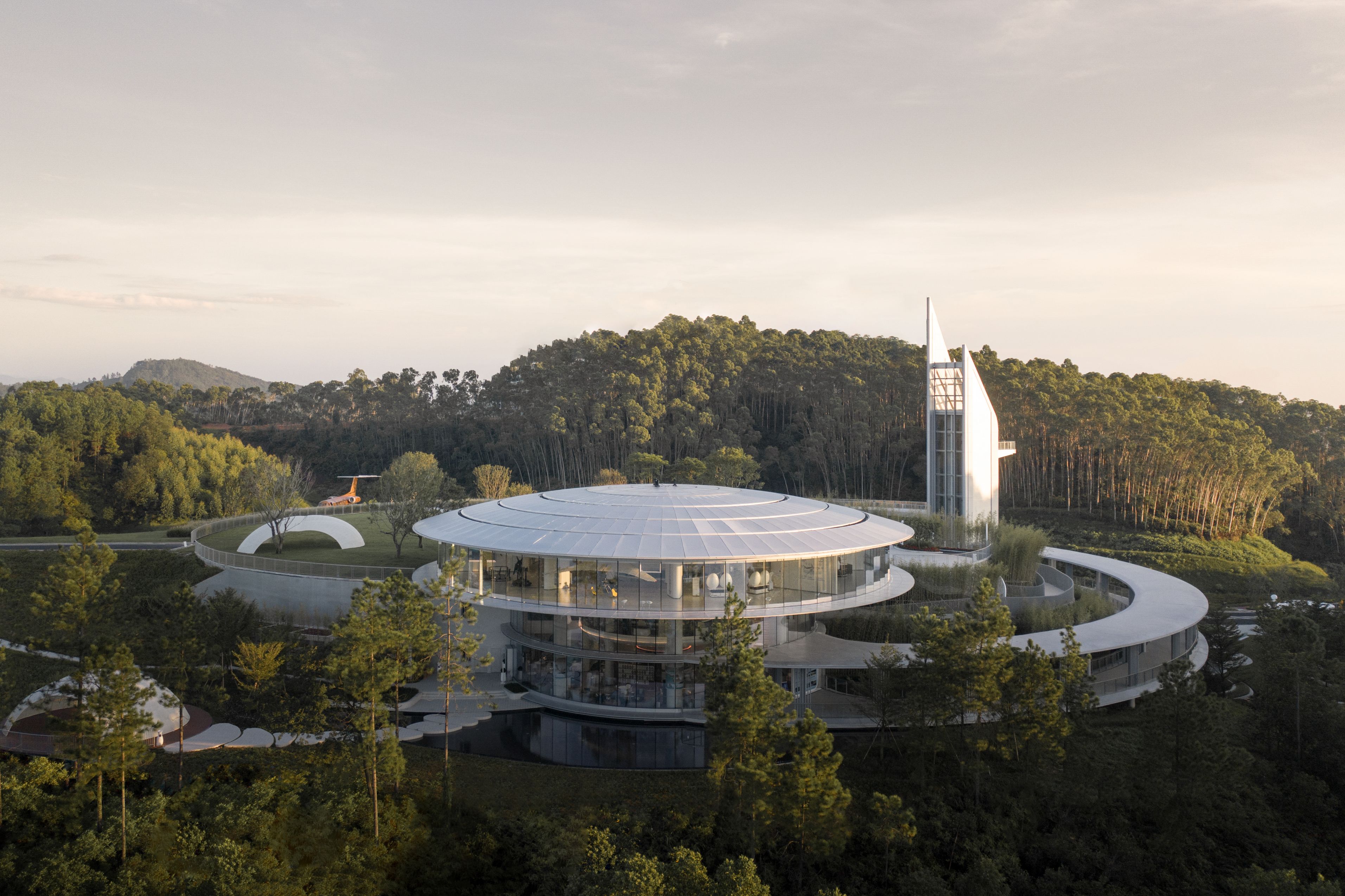 Idea 3979284: FLIGHT EXPERIENCE HALL OF ENPING QUANLIN GOLDEN TOWN by ...