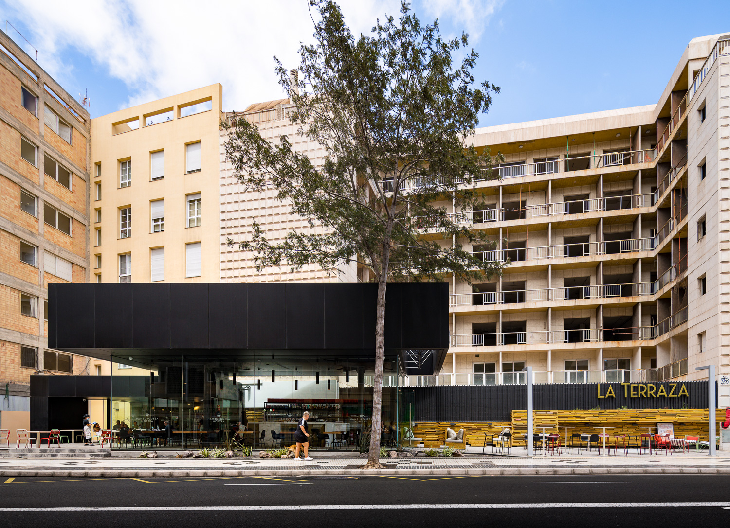 Between limits by ROMERA ARQUITECTOS - Architizer