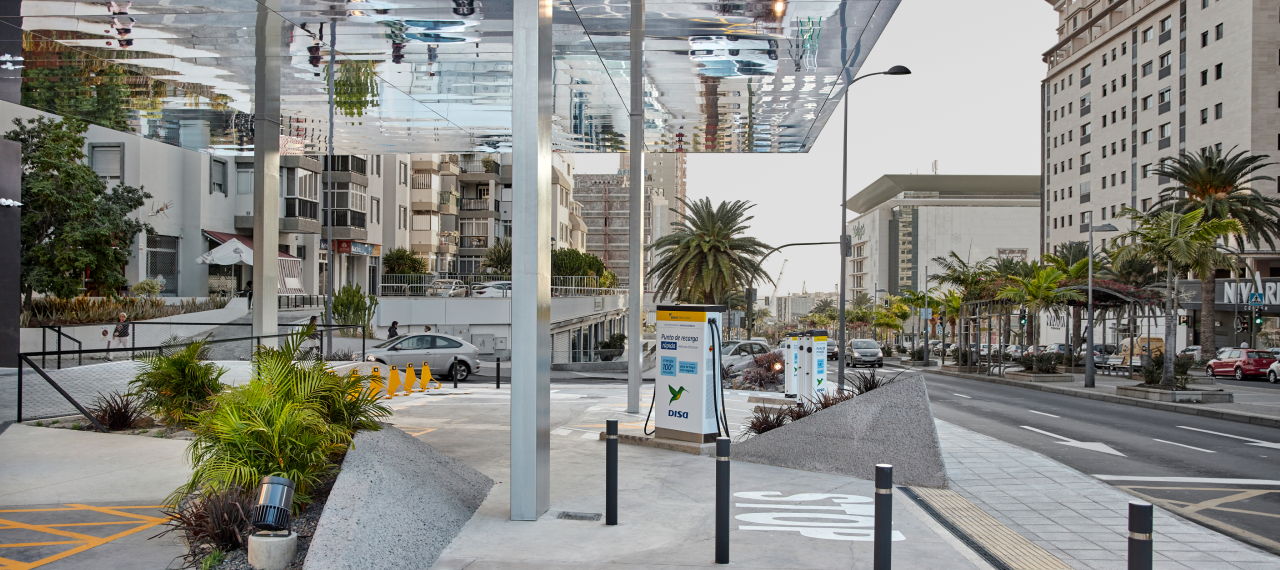 Electro-lane station La Salle by ROMERA ARQUITECTOS - Architizer