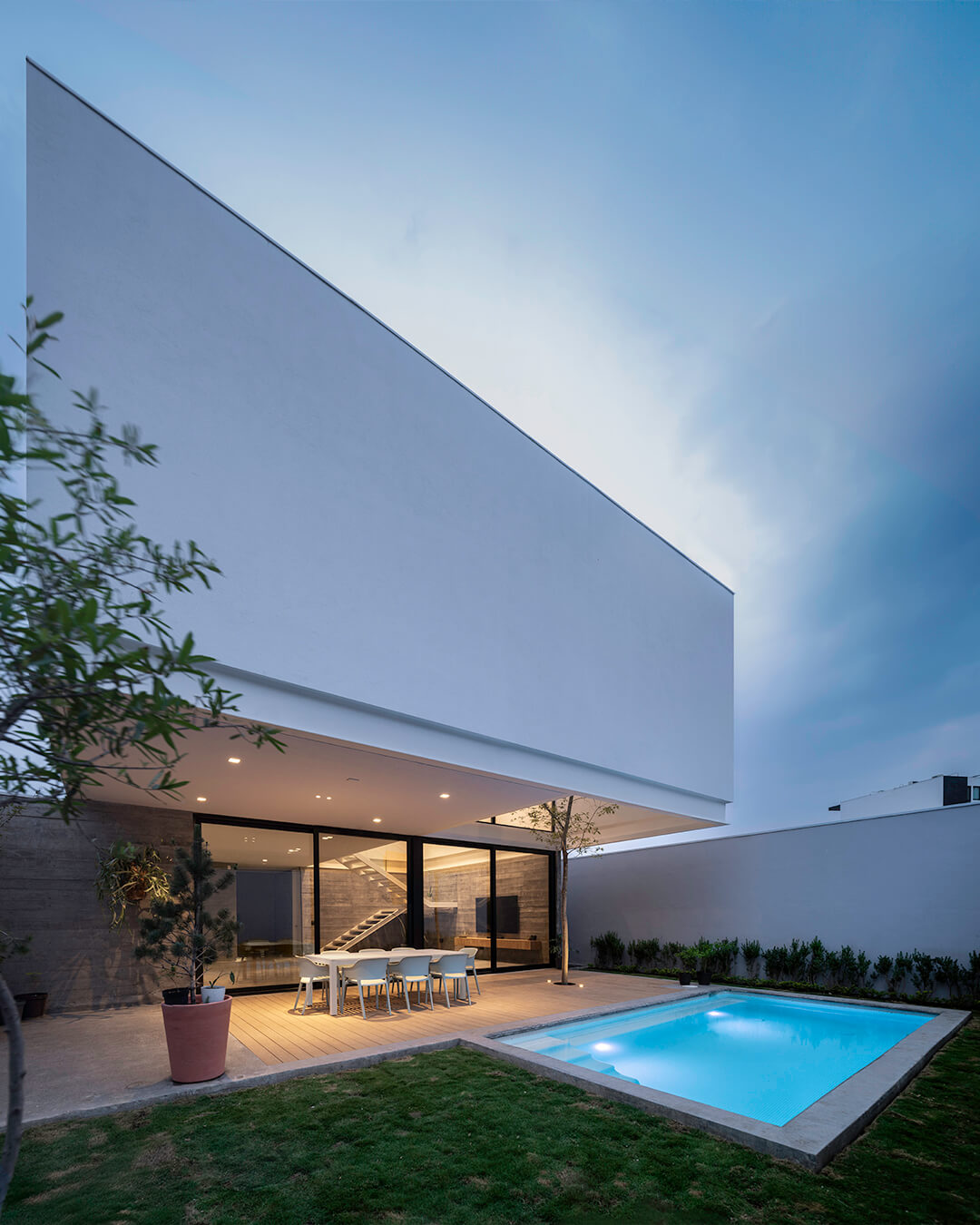 Casa Encinos by arxprnr - Architizer