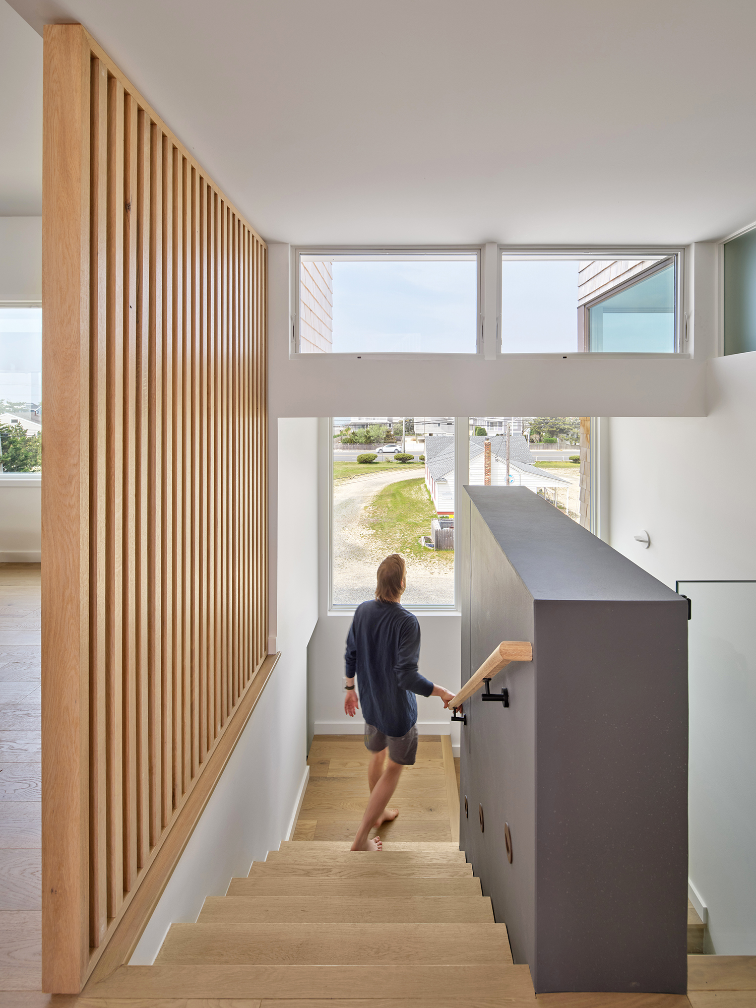 The Gap House by Parnagian Architects - Architizer