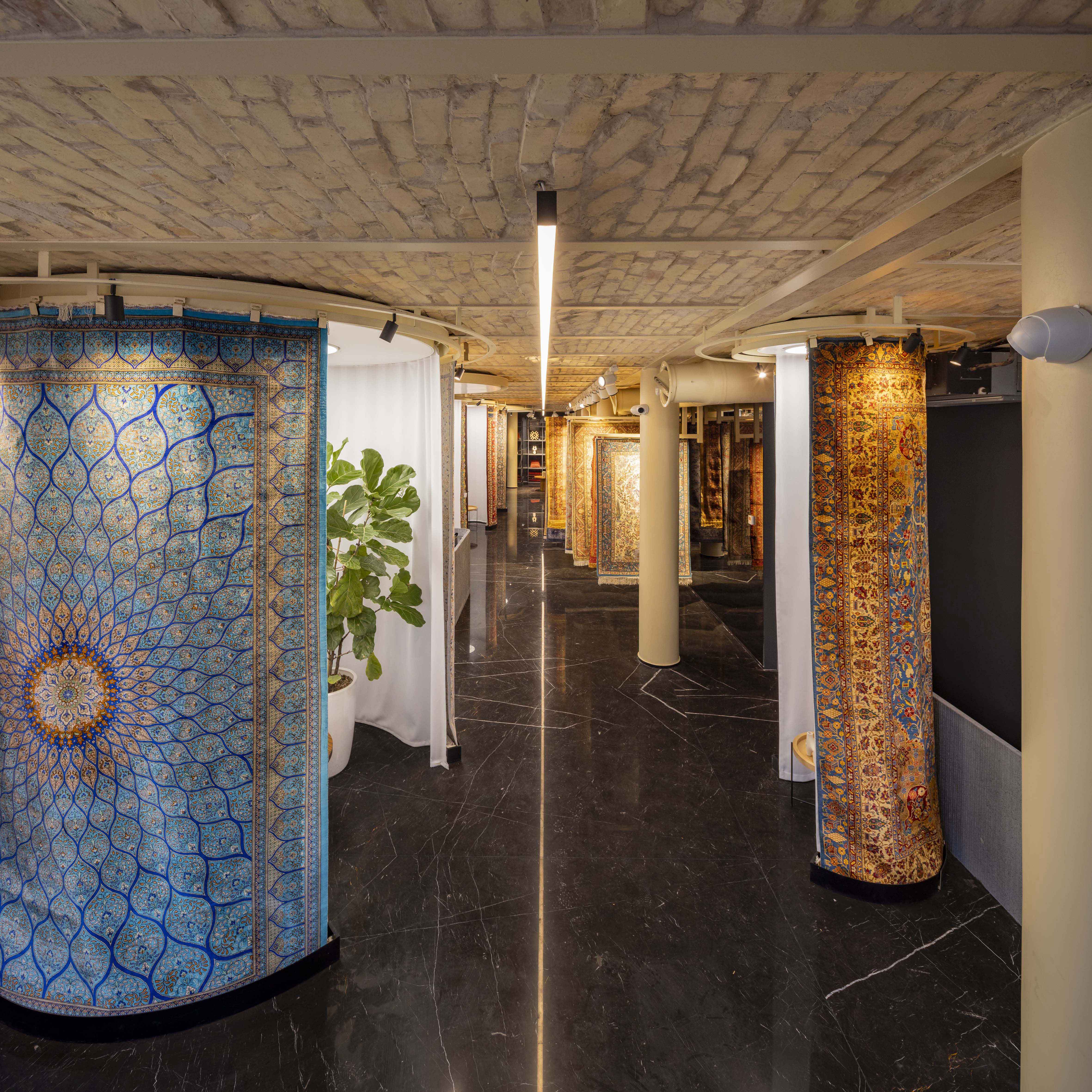 COLUMN-CARPET GALLERY by Paadarchitects - Architizer