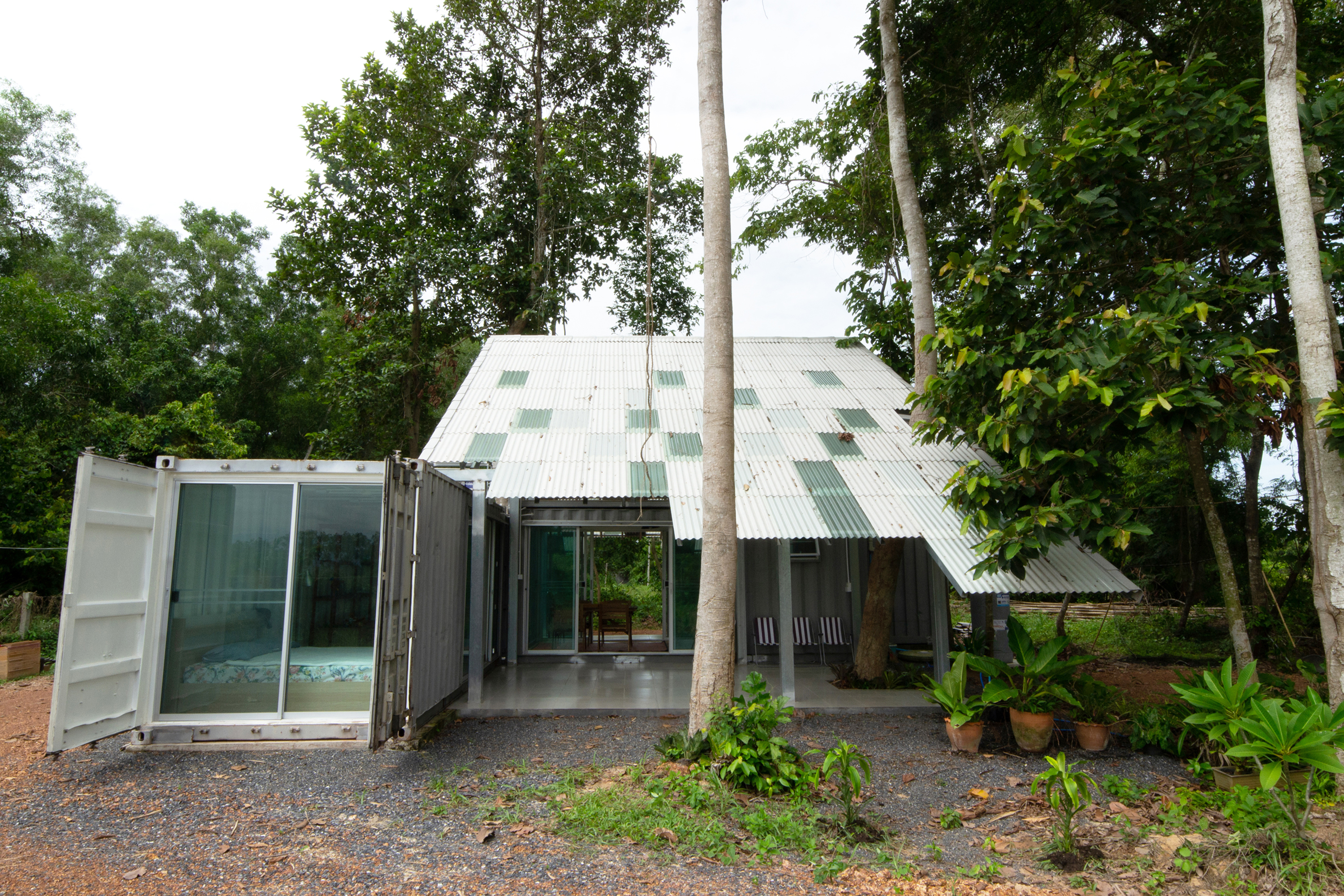 C2 Shelter at OOST Kampville by TJOB - Architizer