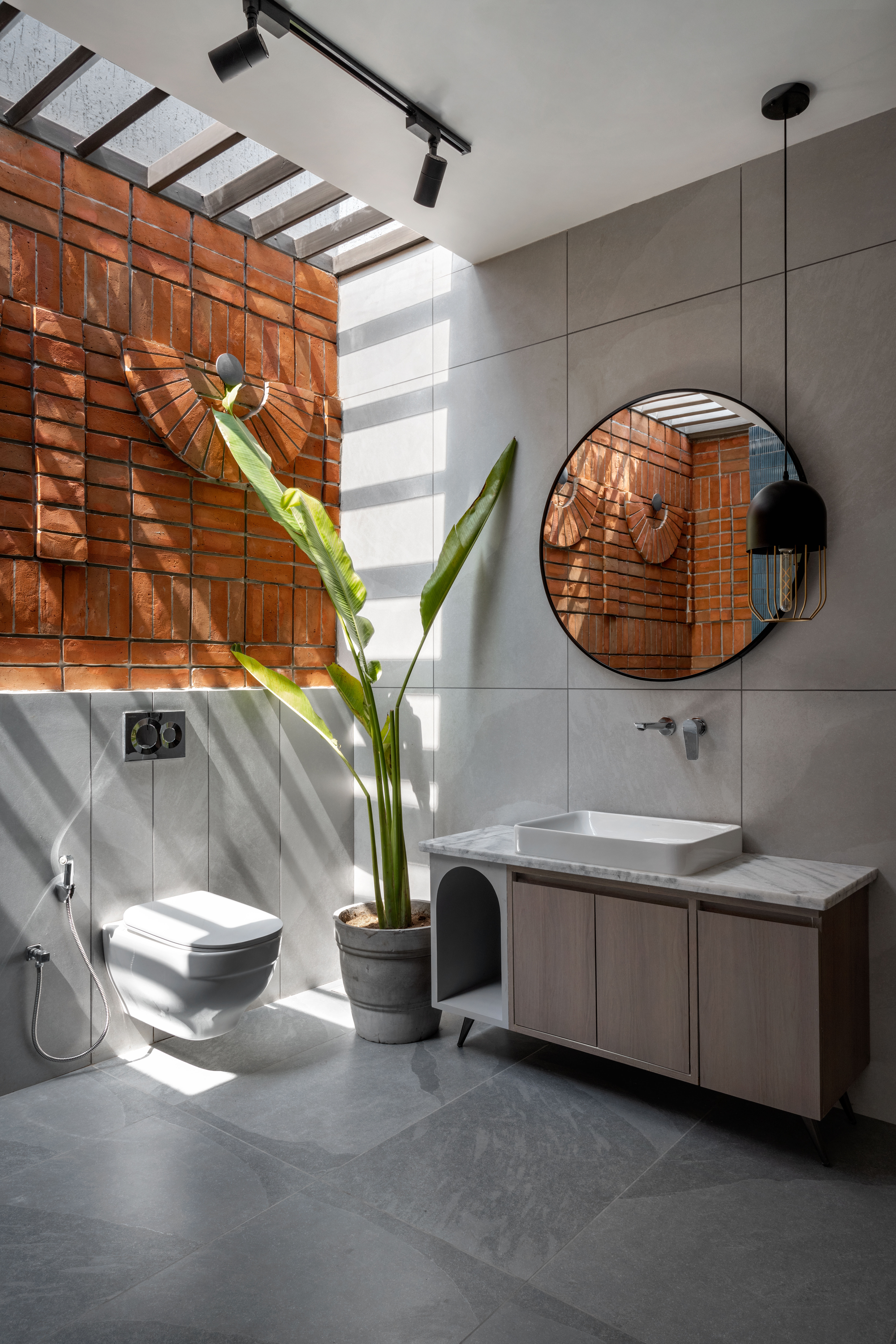 105 SQ.MT. HOUSE by MANOJ PATEL DESIGN STUDIO - Architizer