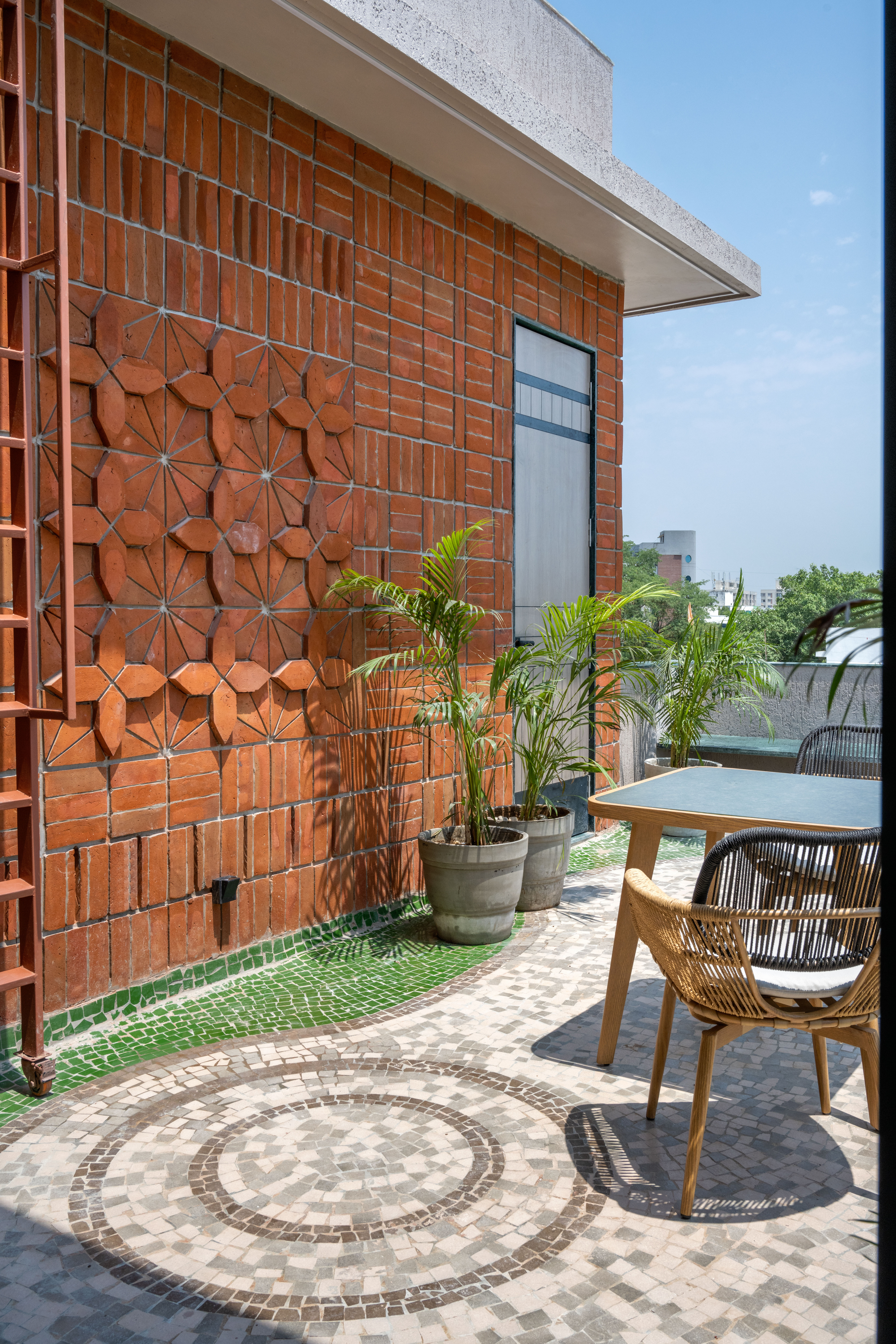 105 SQ.MT. HOUSE by MANOJ PATEL DESIGN STUDIO - Architizer