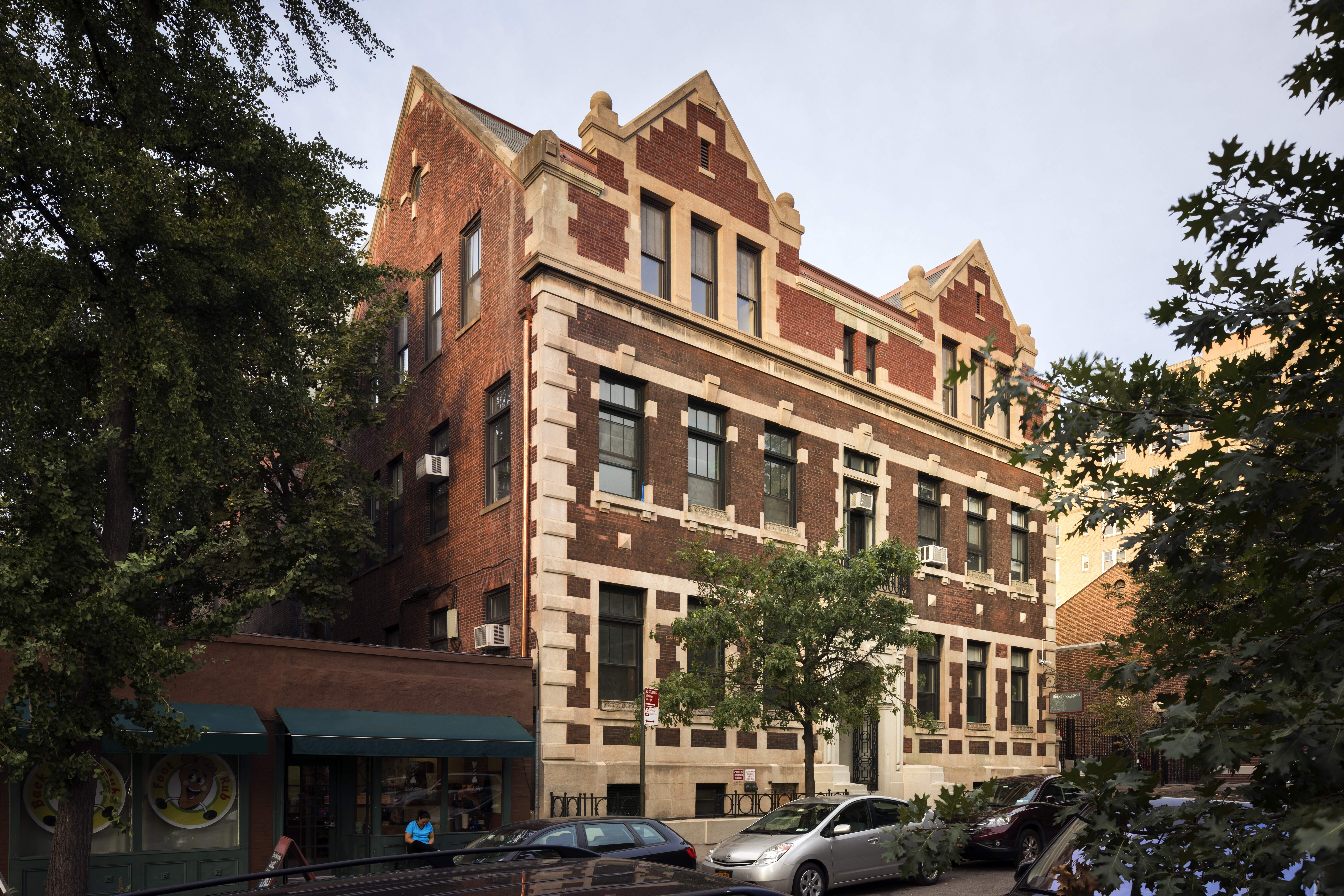 Berkeley Carroll Library & STEAM Space by 1100 Architect - Architizer