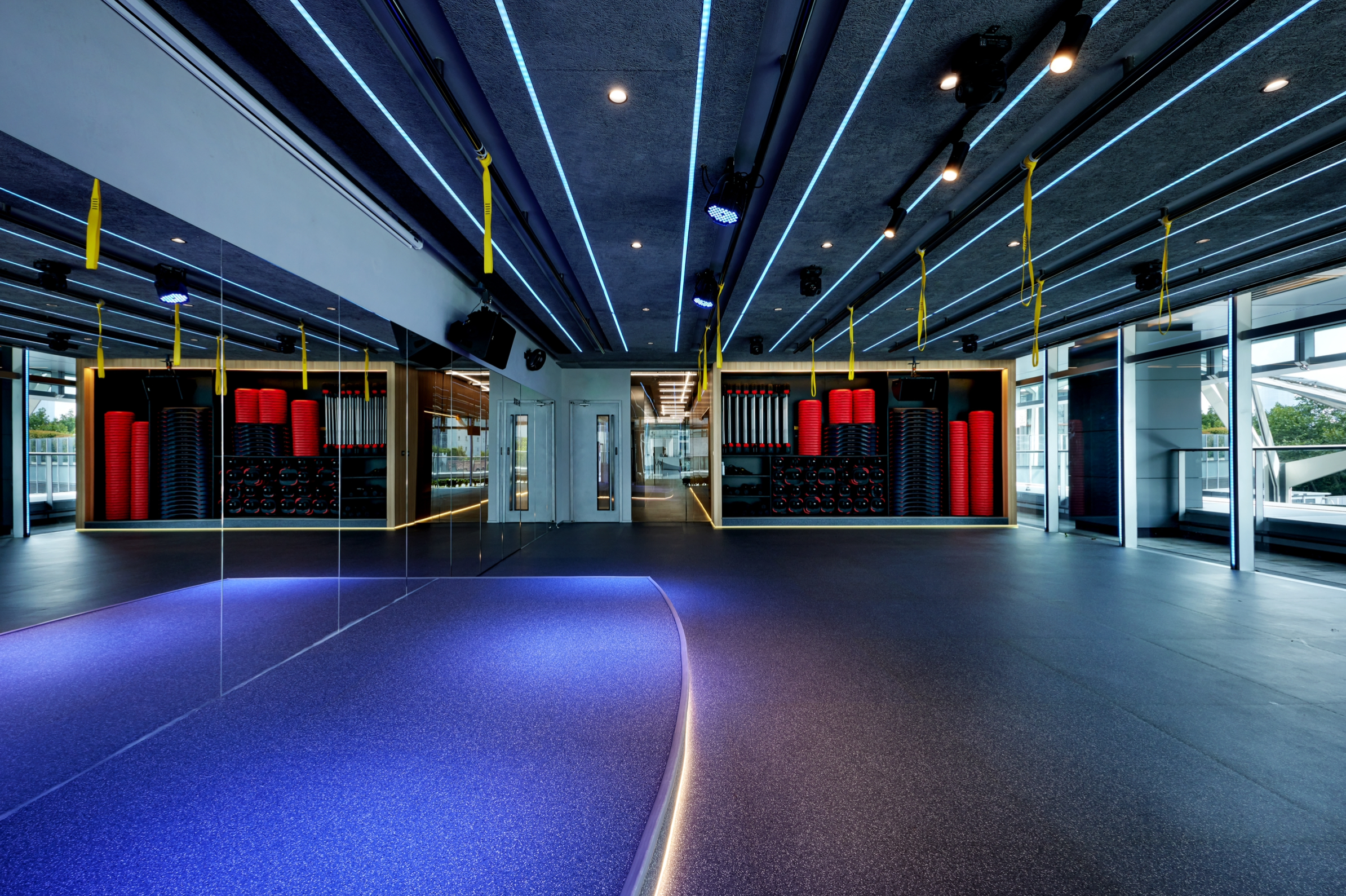 Z&B Fitness ITC One, Shanghai by Riccardo Rubelli Architetto - Architizer