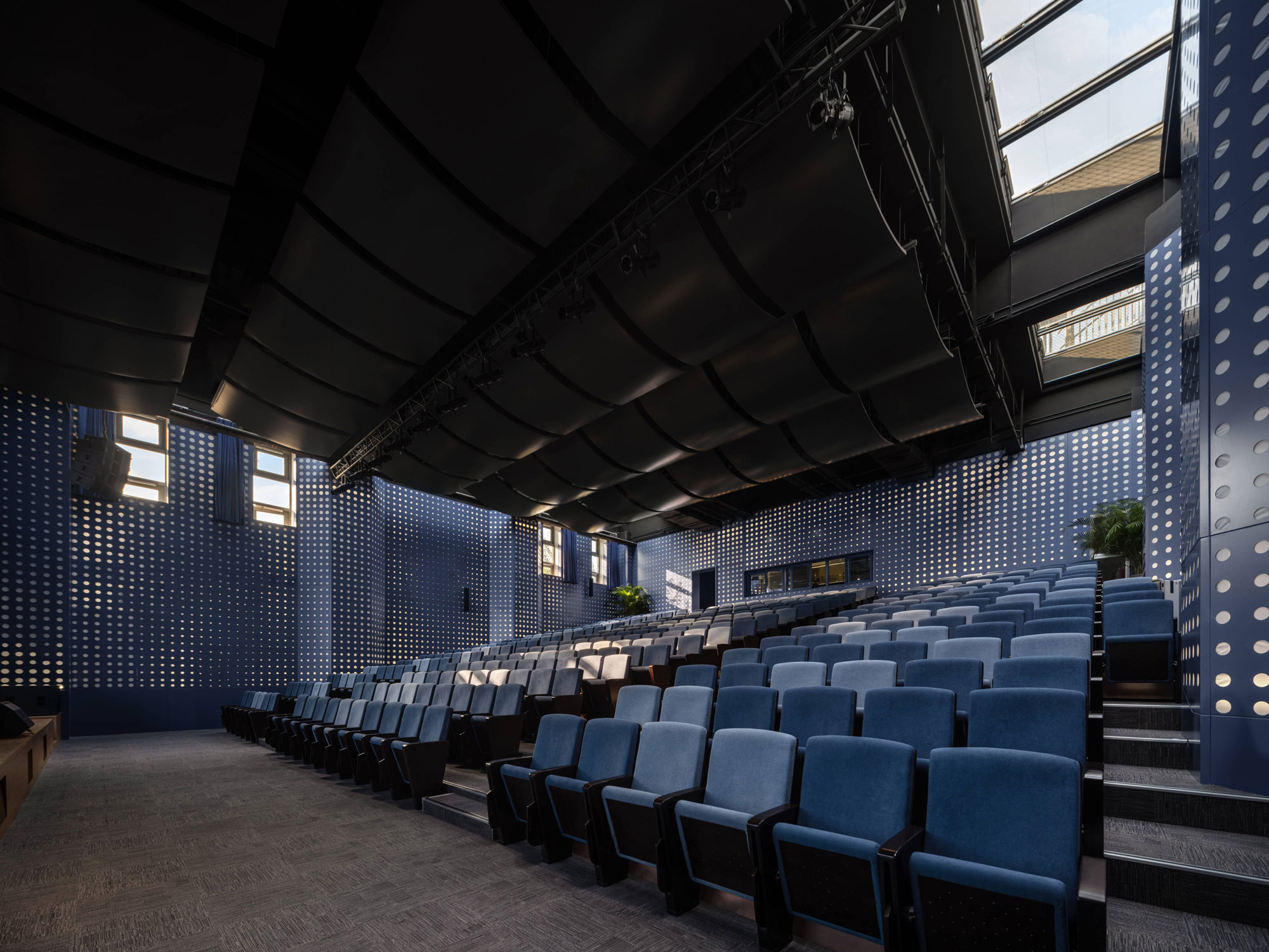 Beijing Zhengze School (Ping'anli Campus) by WIT Design & Research ...