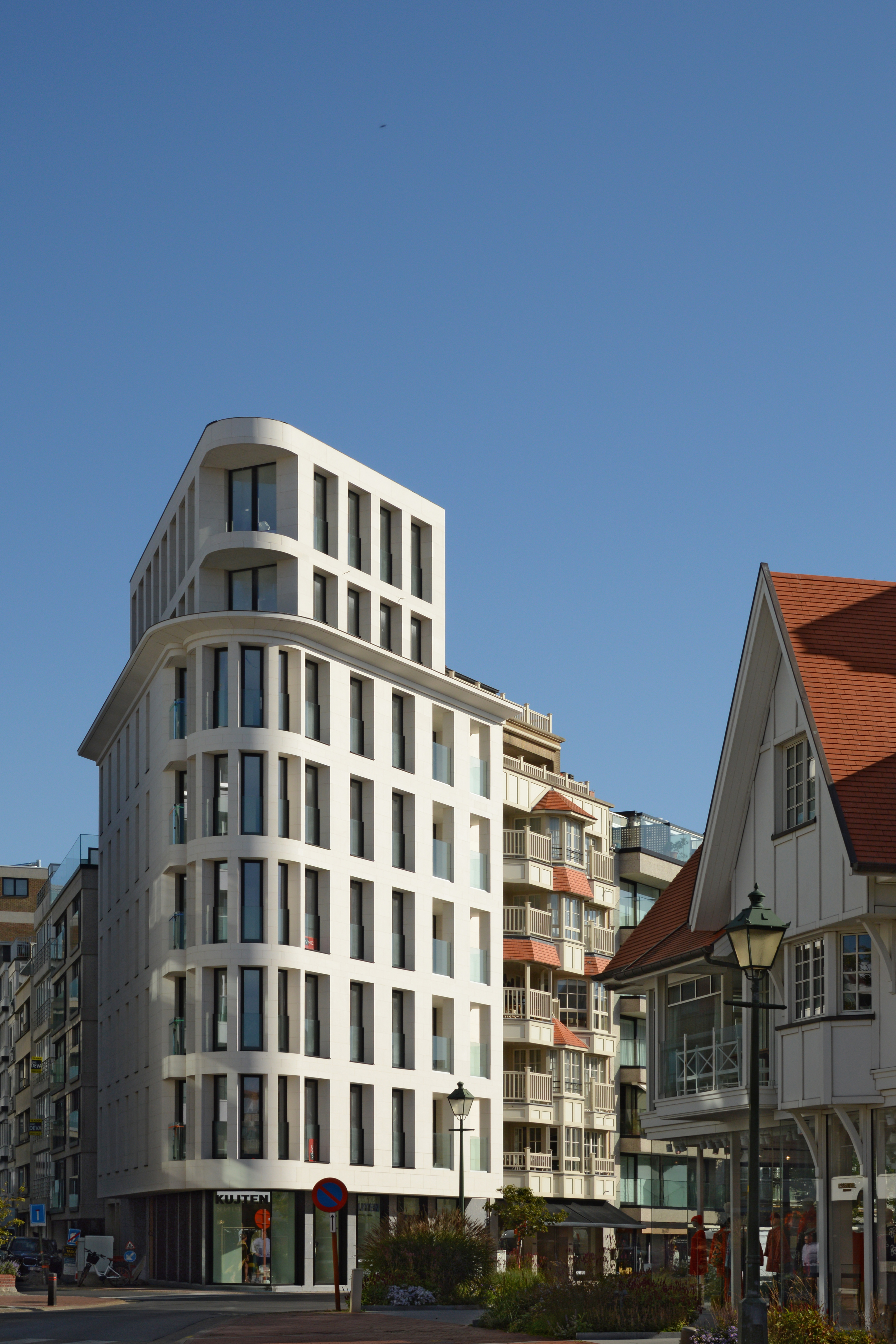 Triangle Vert by Arcas Architects - Architizer