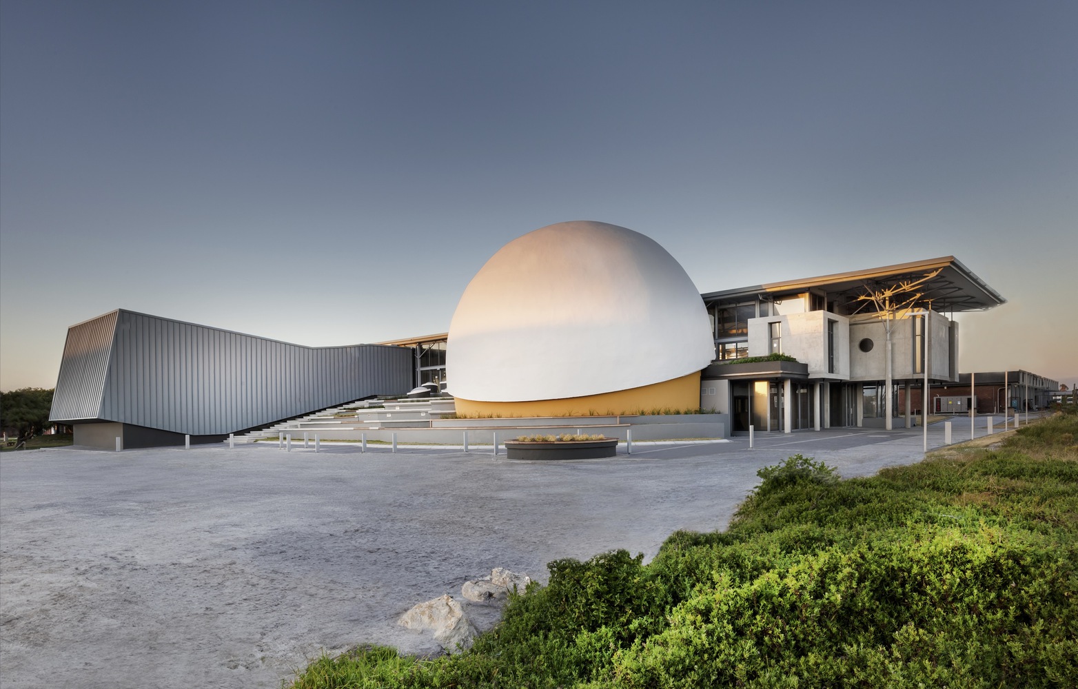 New Science Centre - Nelson Mandela University (NMU) / SVA ...