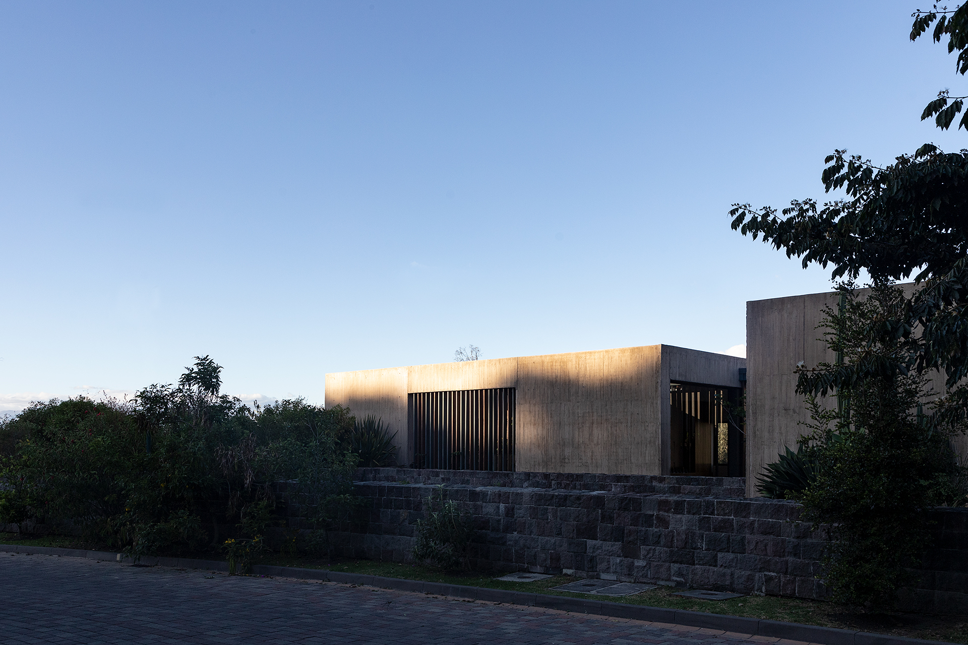 CASA NE by Diez+Muller - Architizer