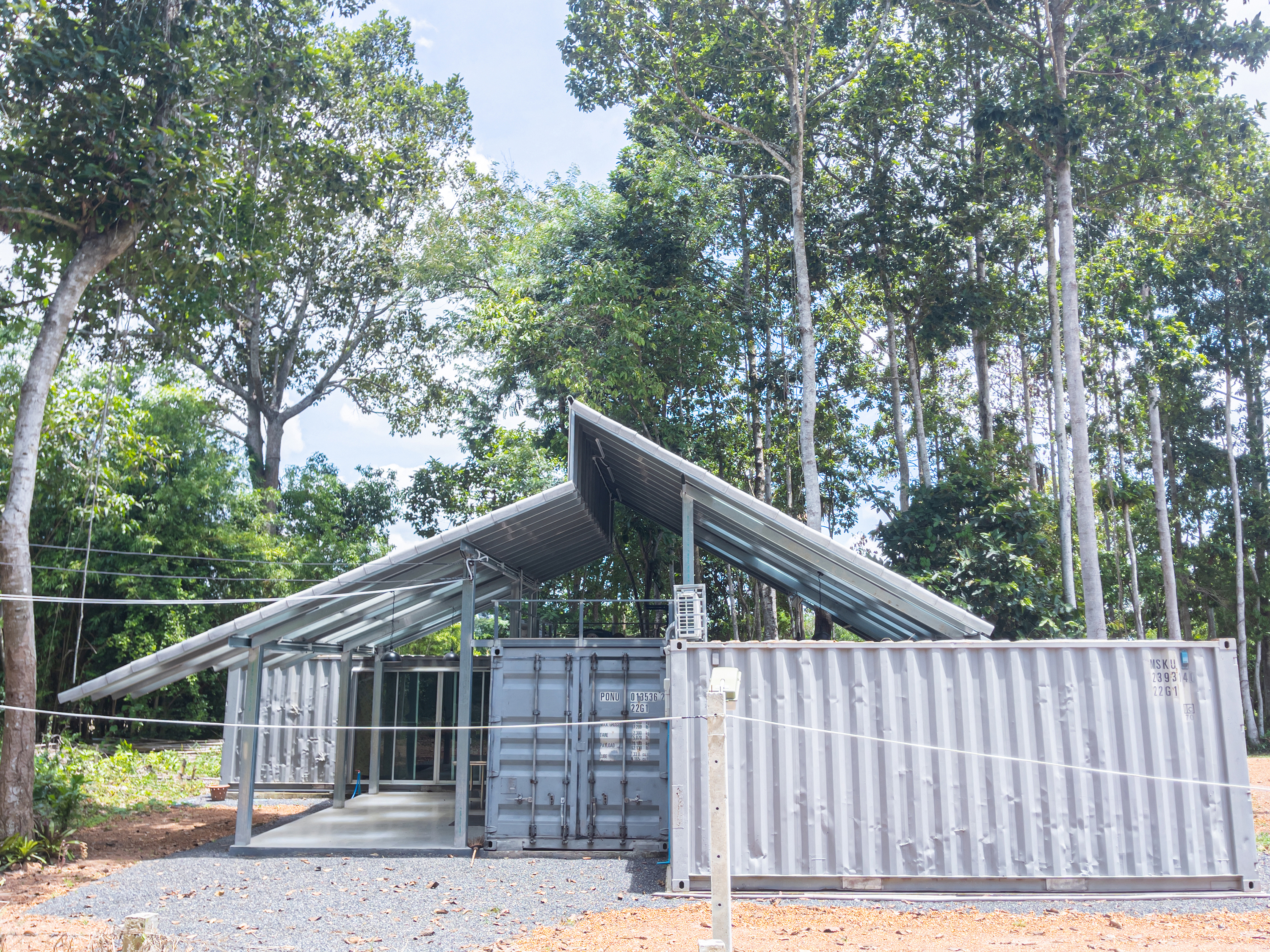 C2 Shelter at OOST Kampville by TJOB - Architizer