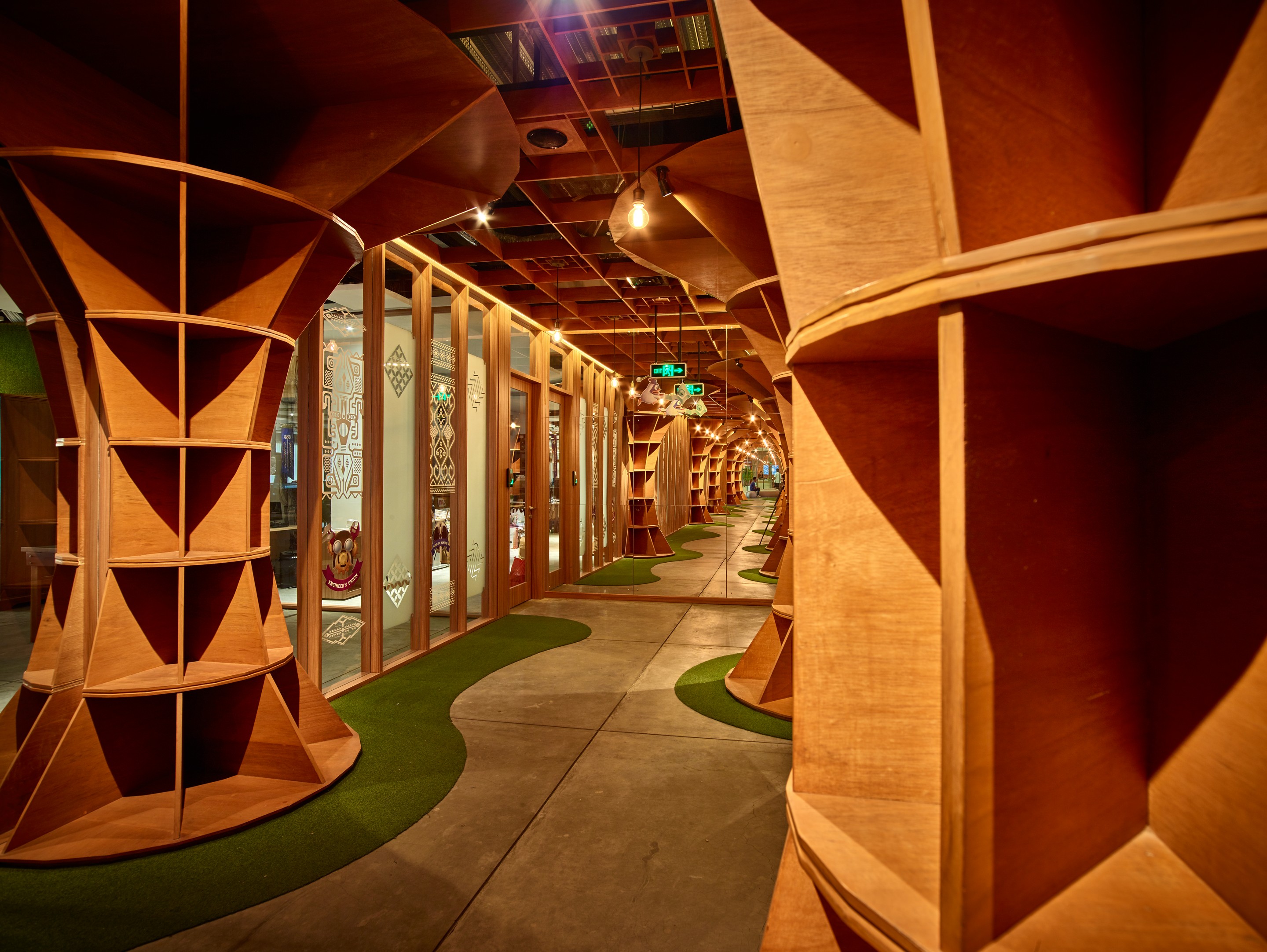 Parabolic Plywood by Realrich Architecture Workshop - RAW Architecture ...