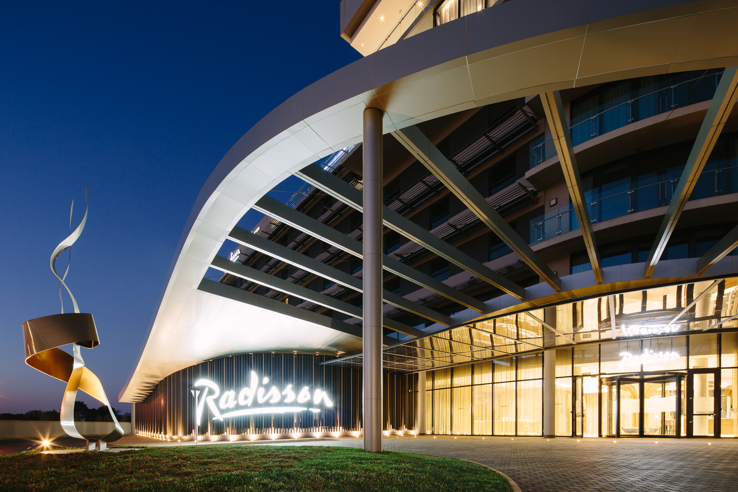 Radisson Destiny Hotel & Conference Centre, OR Tambo by Bentel ...