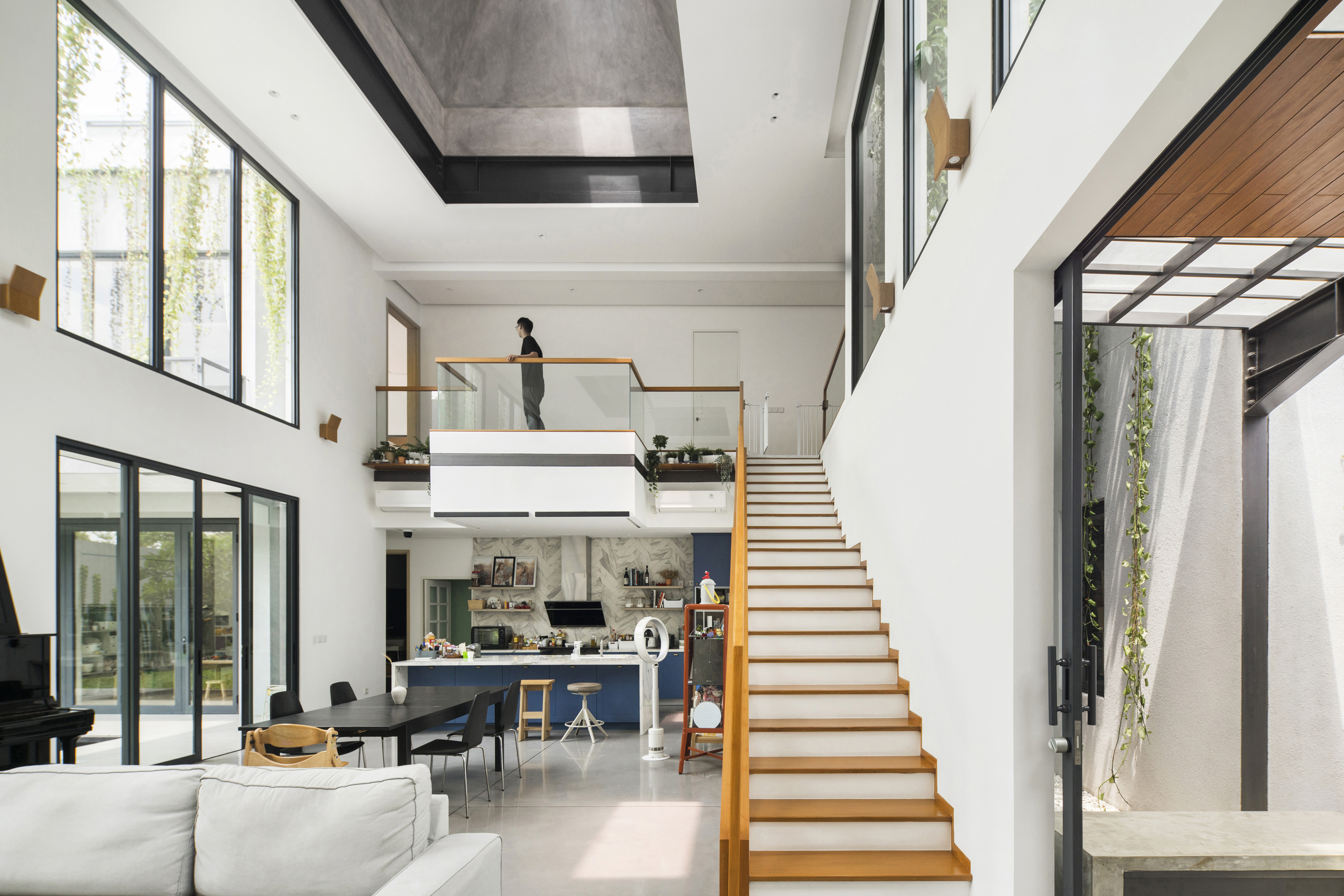 Stupa House by Realrich Architecture Workshop - RAW Architecture ...