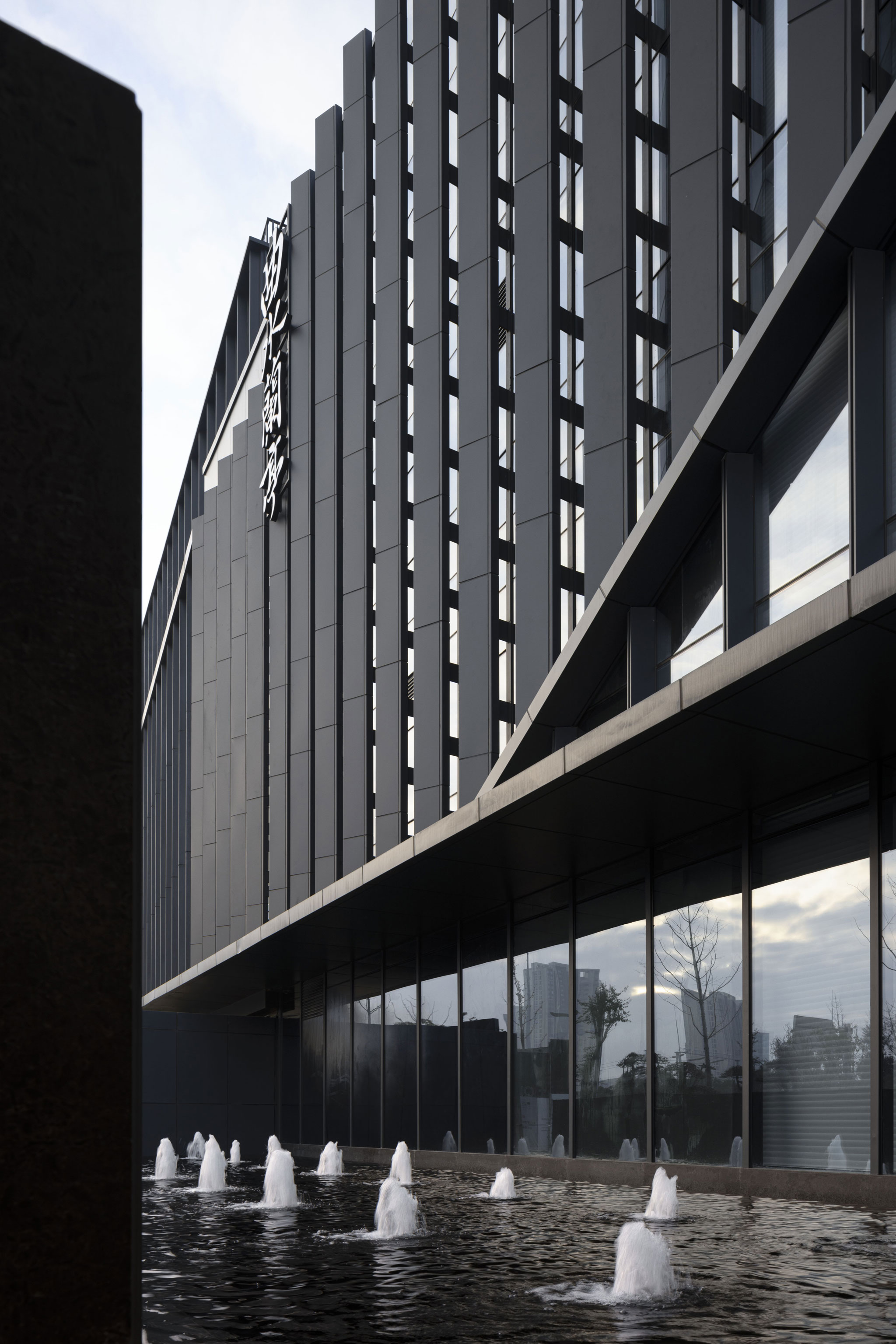 Wuhan Qushui-Lanting Resort Hotel (Guanggu Branch) by Beijing DJX ...
