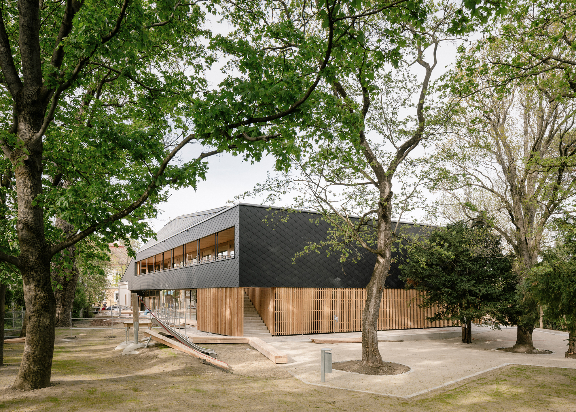 Rudolf Steiner School by Dietrich Untertrifaller - Architizer